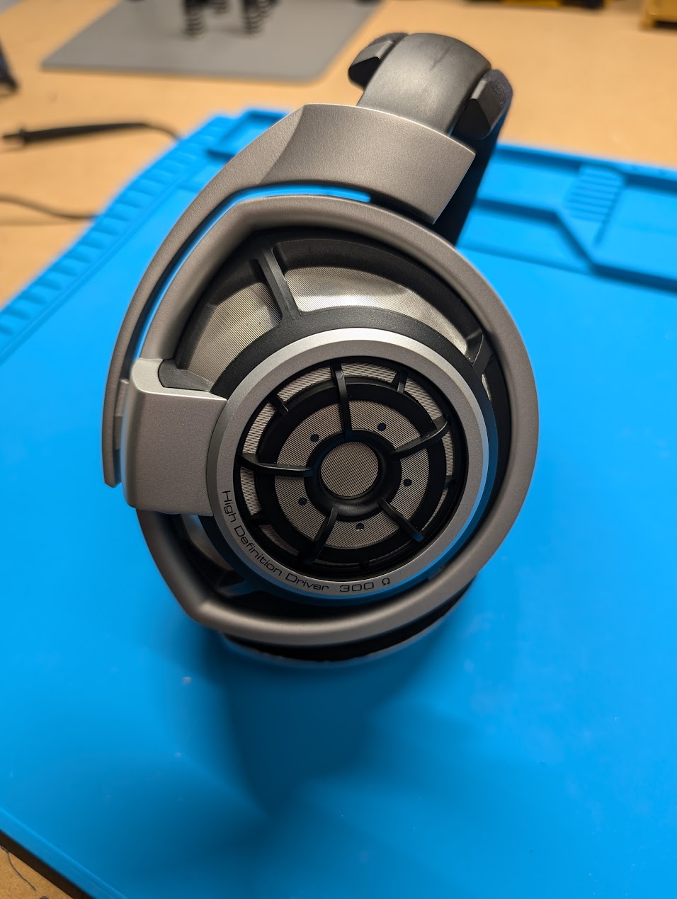 Closed: Sennheiser HD800 with Stefan Audio Art Mod + extra cables ...