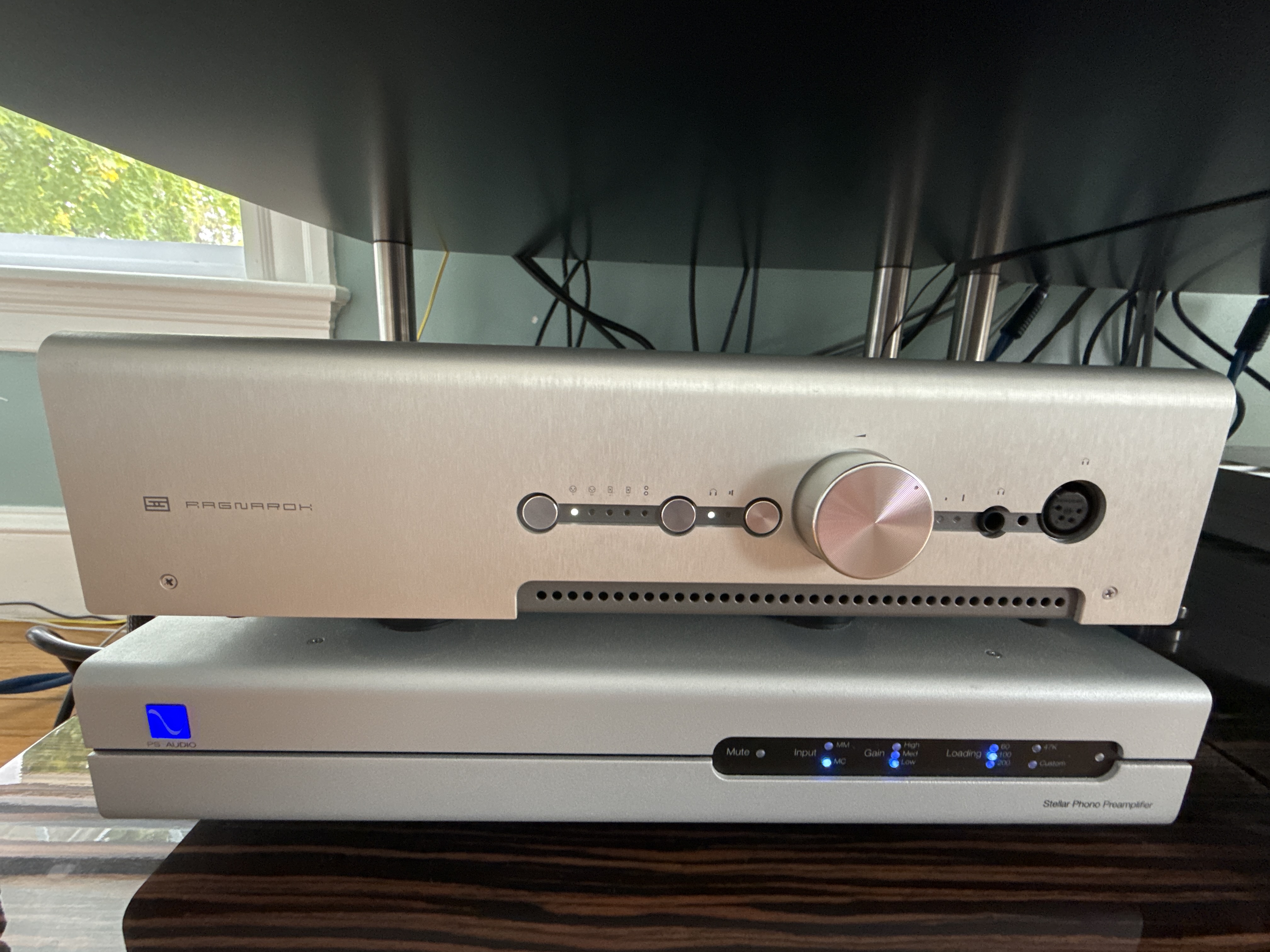 Sold: Schiit Ragnarok 2 Stereo Integrated Amplifier; Fully Loaded; DAC ...