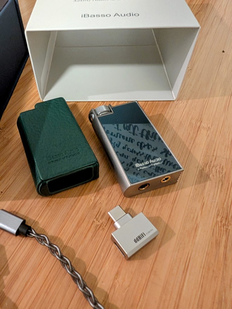 Sold: iBasso DC-Elite plus ddHiFi dual usb-c charge/use splitter ...