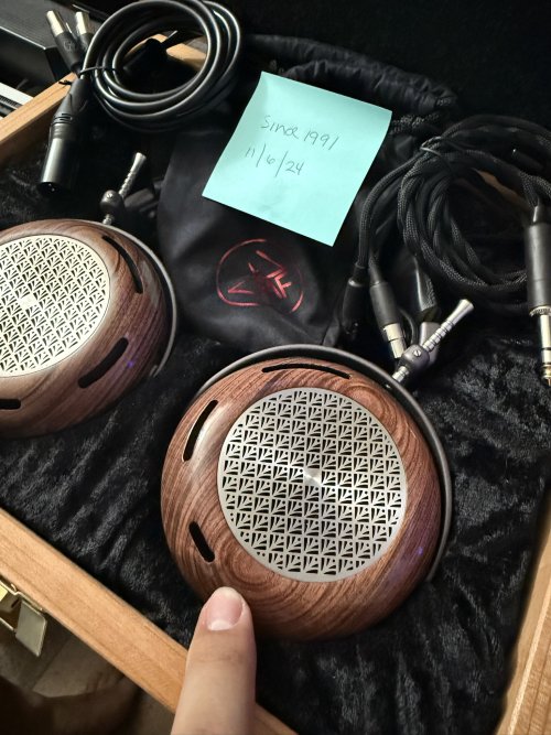 ZMF Caldera Kingwood w/ wooden display case (PICK UP ONLY) | Headphone ...