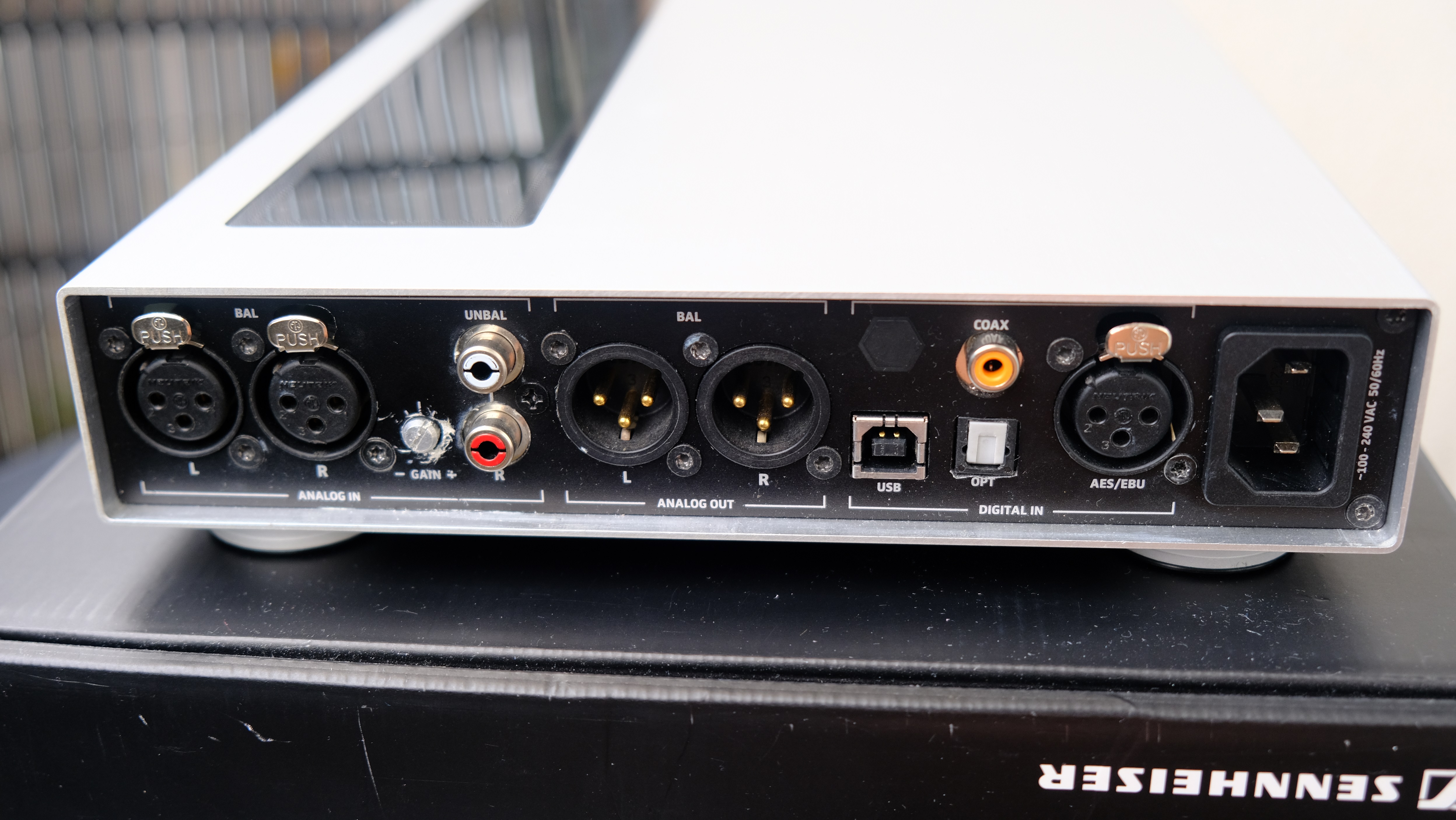 Headphone amplifier: Sennheiser HDVD 800 - Gallery | Headphone Reviews ...