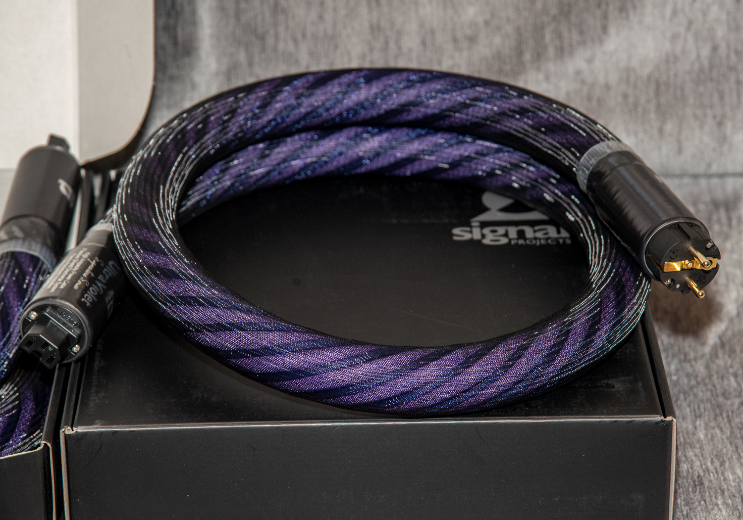 Closed: Signal Projects UltraViolet Power Cable | Headphone Reviews and ...