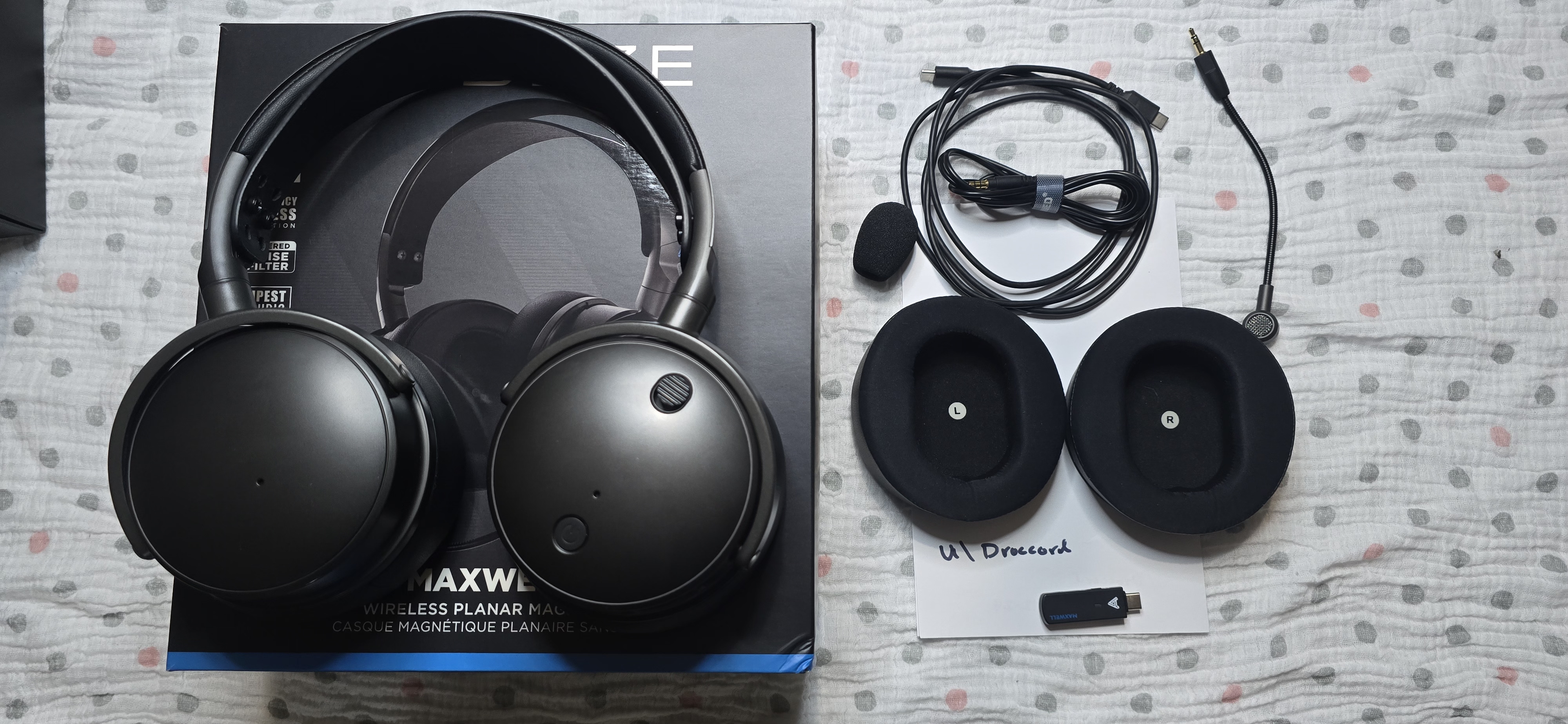 Closed: Audeze Maxwell PS Ver. w/ extra Pads | Headphone Reviews and ...