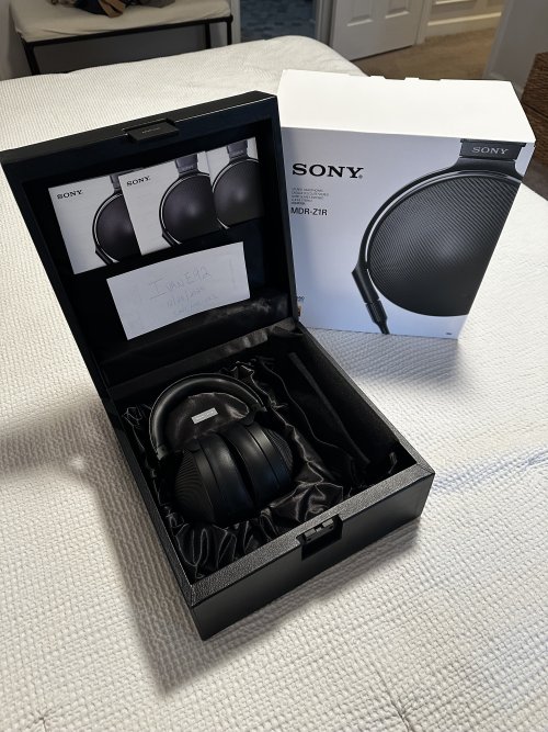 Sold: PD1: Sony MDR-ZR1 Mint!!! | Headphone Reviews and Discussion ...