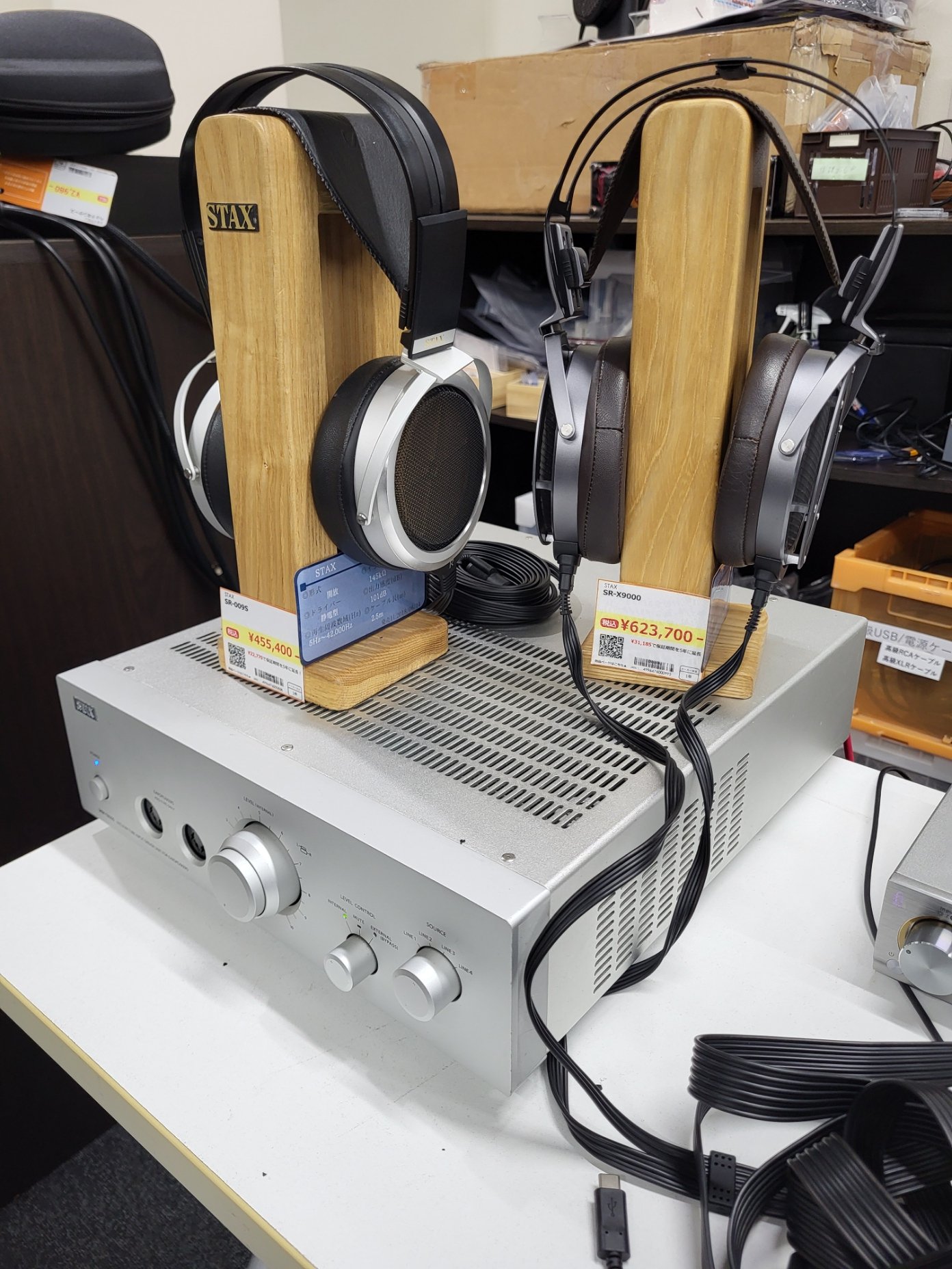 THE WATERCOOLER HEADPHONE EDITION – Headphones, Amps, DACs, and desktop ...