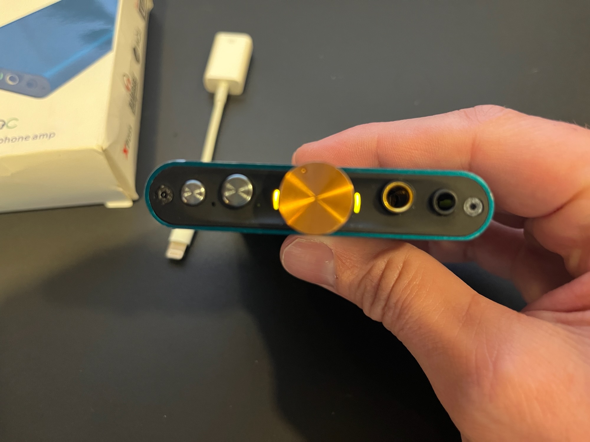 Closed: iFi Hip Dac Blue and Lightning Camera Connection Kit Cable ...