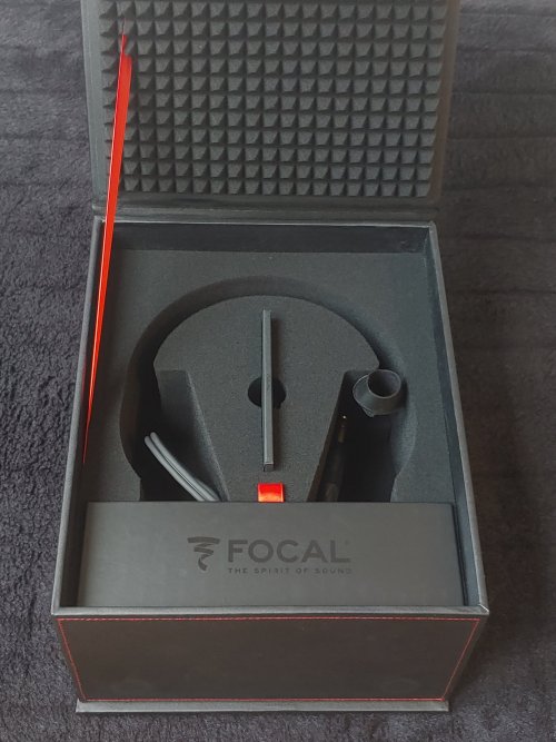 Sold: OG Focal Utopia headphone + 2m ofc 4 pin XLR | Headphone Reviews ...