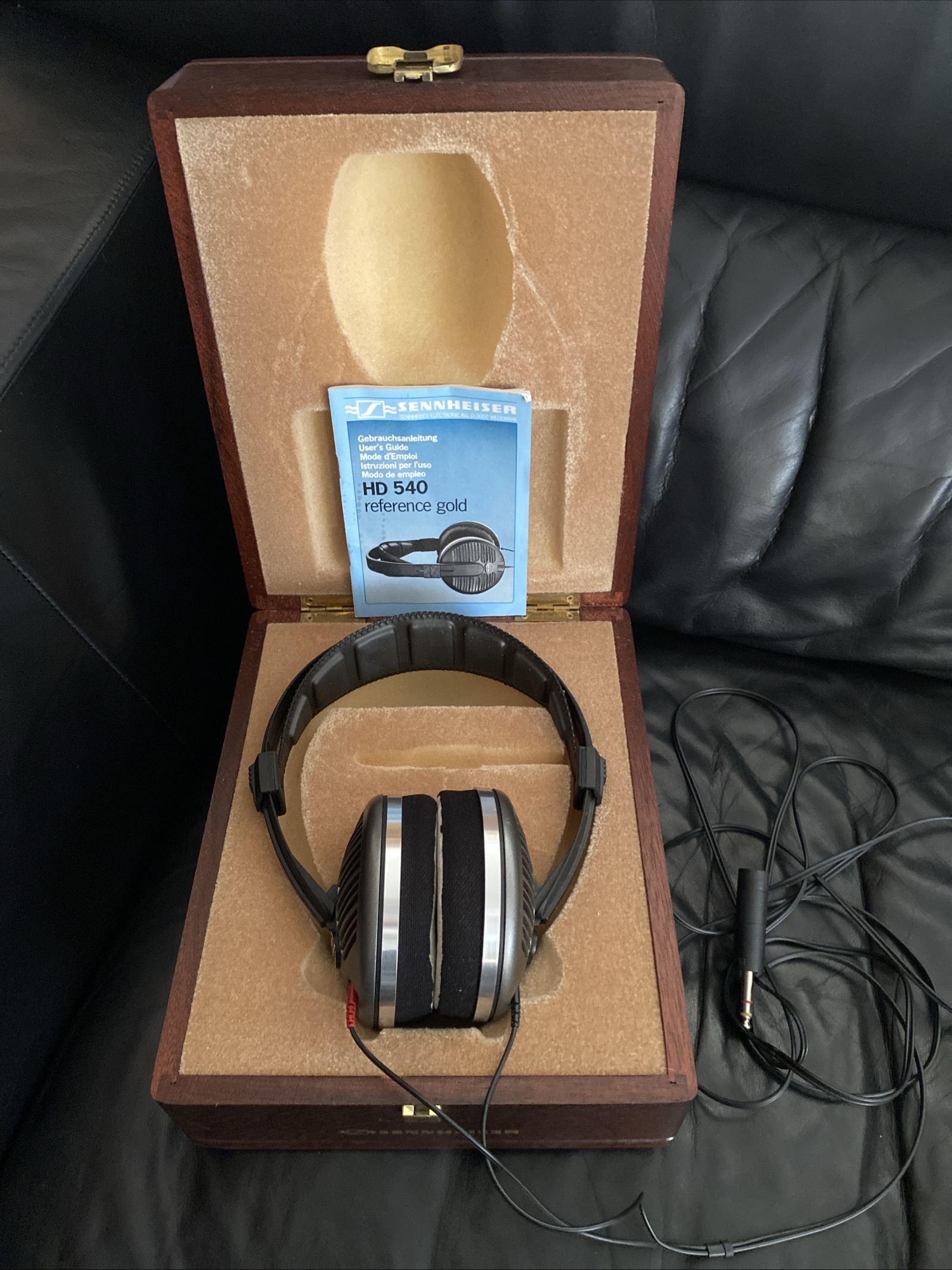 Sennheiser HD 540 Reference (600 Ohm) with wooden box from the ...