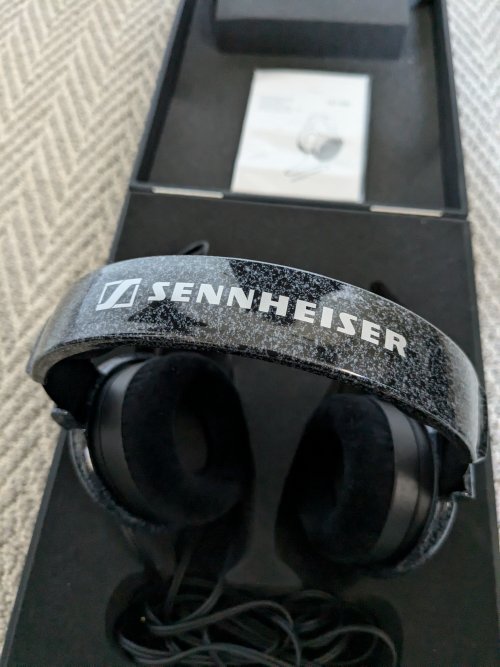Closed: Sennheiser HD600 (Marble, Made in Ireland) | Headphone Reviews ...