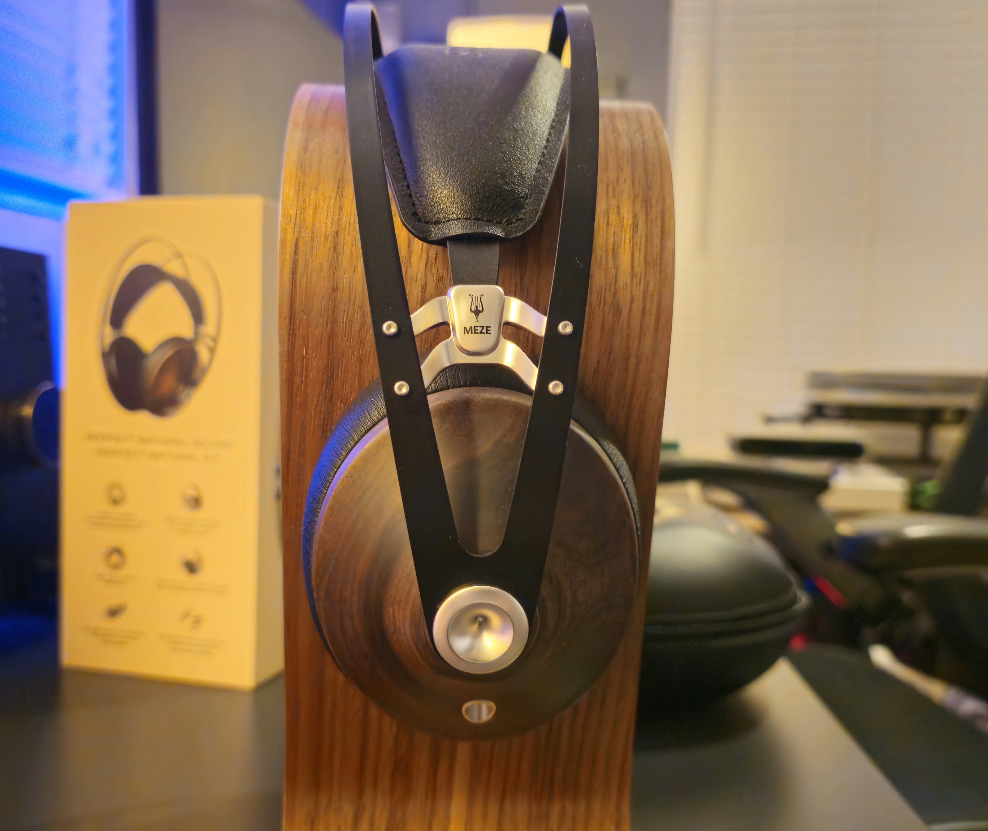 Sold: Meze 99 Classics - Silver with Walnut | Headphone Reviews and ...
