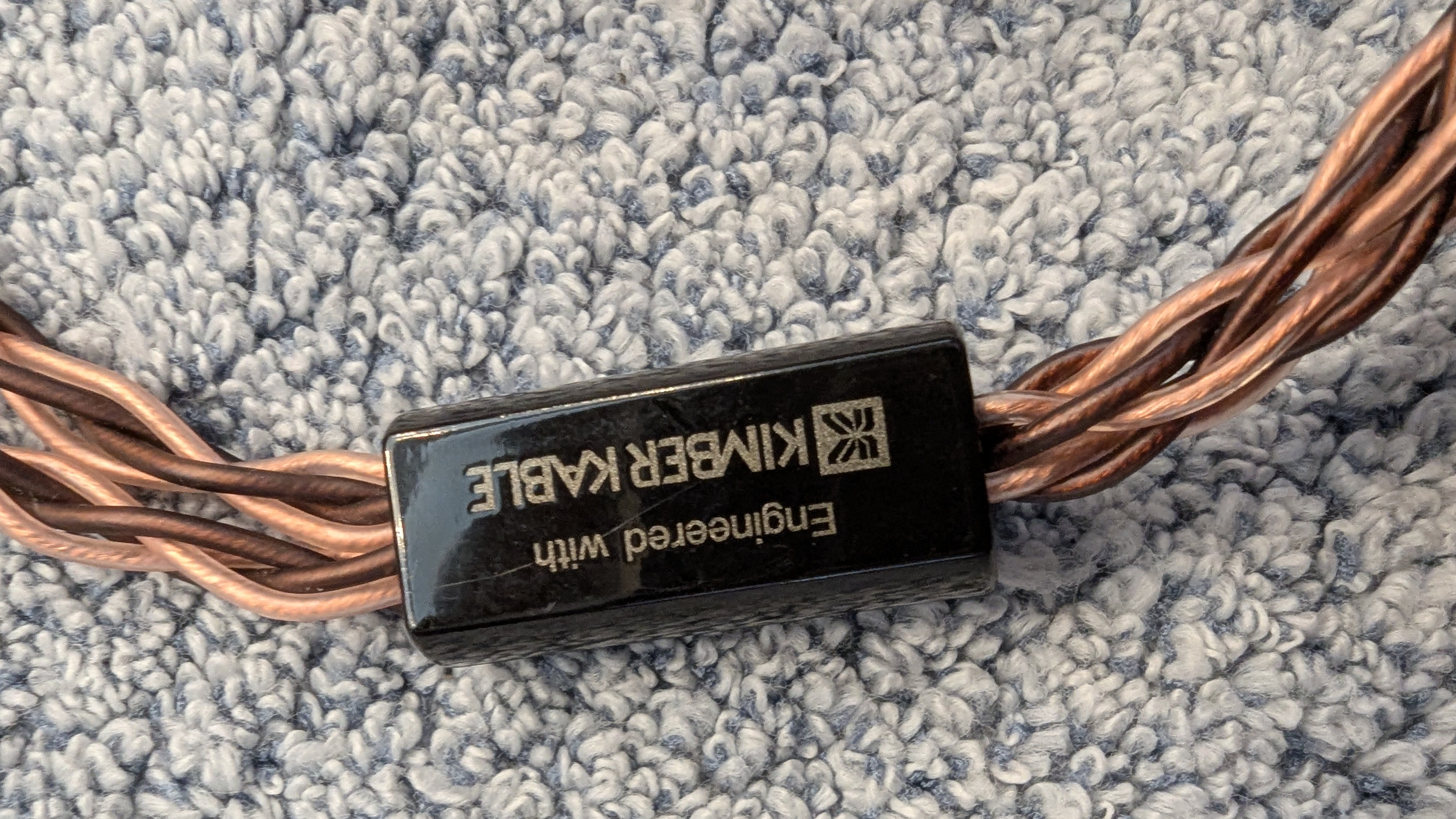 Sold: SONY MUC-B12SM1 Stereo Mini 1.2m Kimber Kable for MDR-Z1r ...