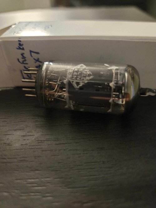 Closed: Telefunken 12ax7 NOS matched pair.... best of the best ...