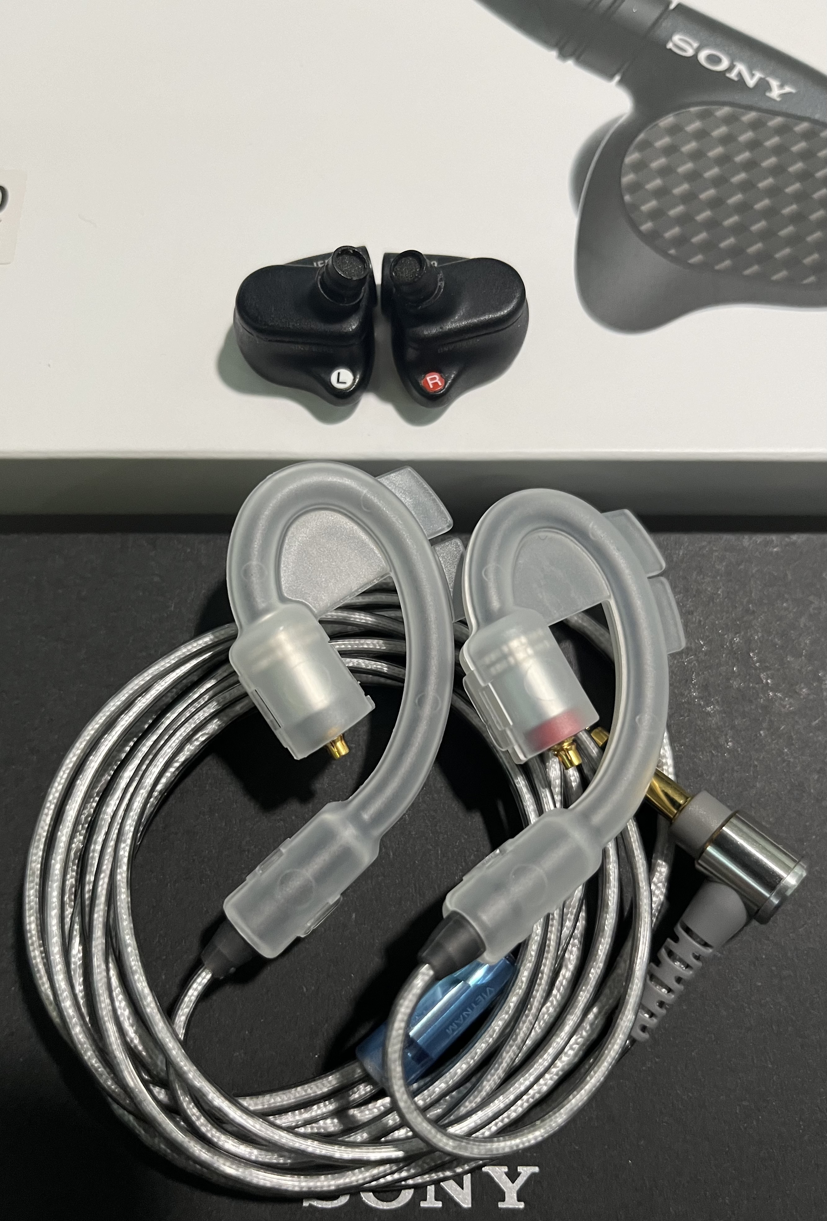 Sold: Sony IER-M9 + two extra cables | Headphone Reviews and Discussion ...