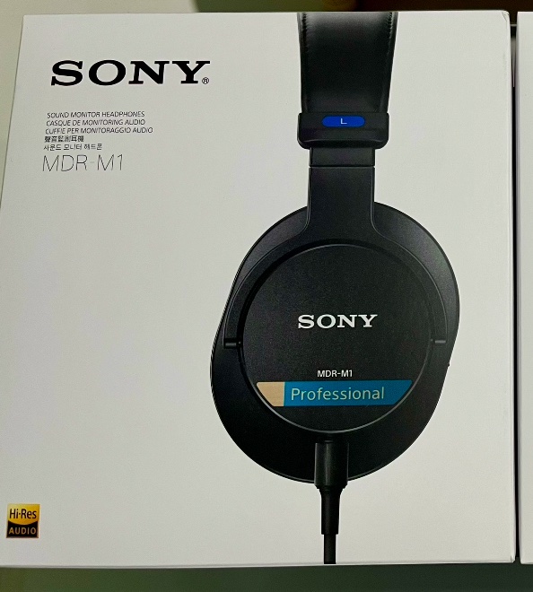 Sold: Sony MDR-M1 + extras | Headphone Reviews and Discussion - Head-Fi.org