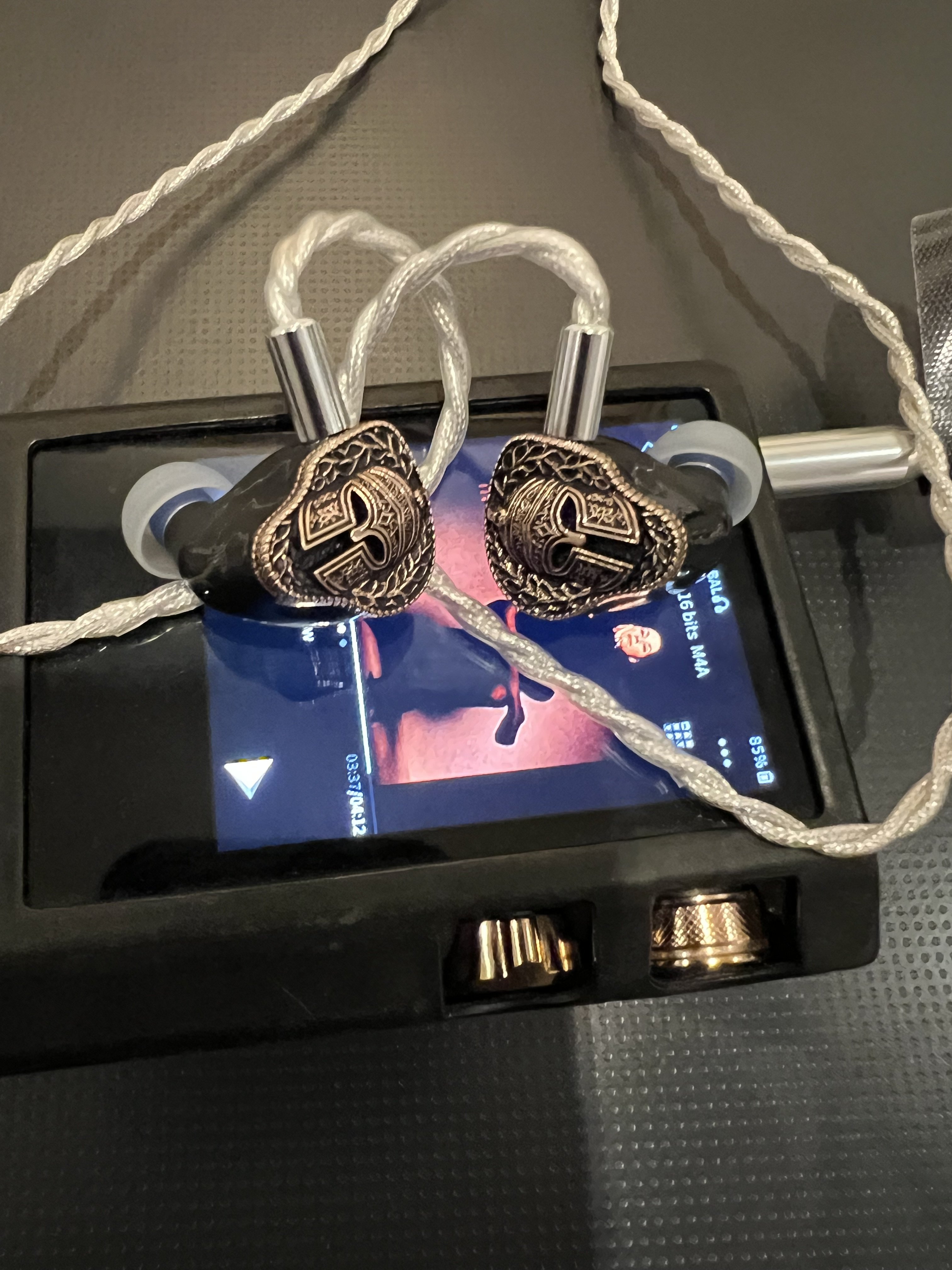 THE WATERCOOLER HEADPHONE EDITION – Headphones, Amps, DACs, and desktop ...