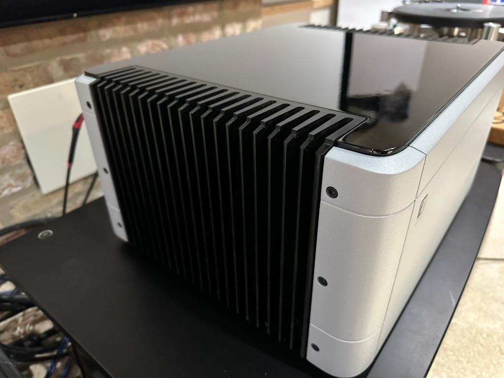 Closed: PS Audio BHK Signature 250 Hybrid Amp with Tungsram PCC88 ...