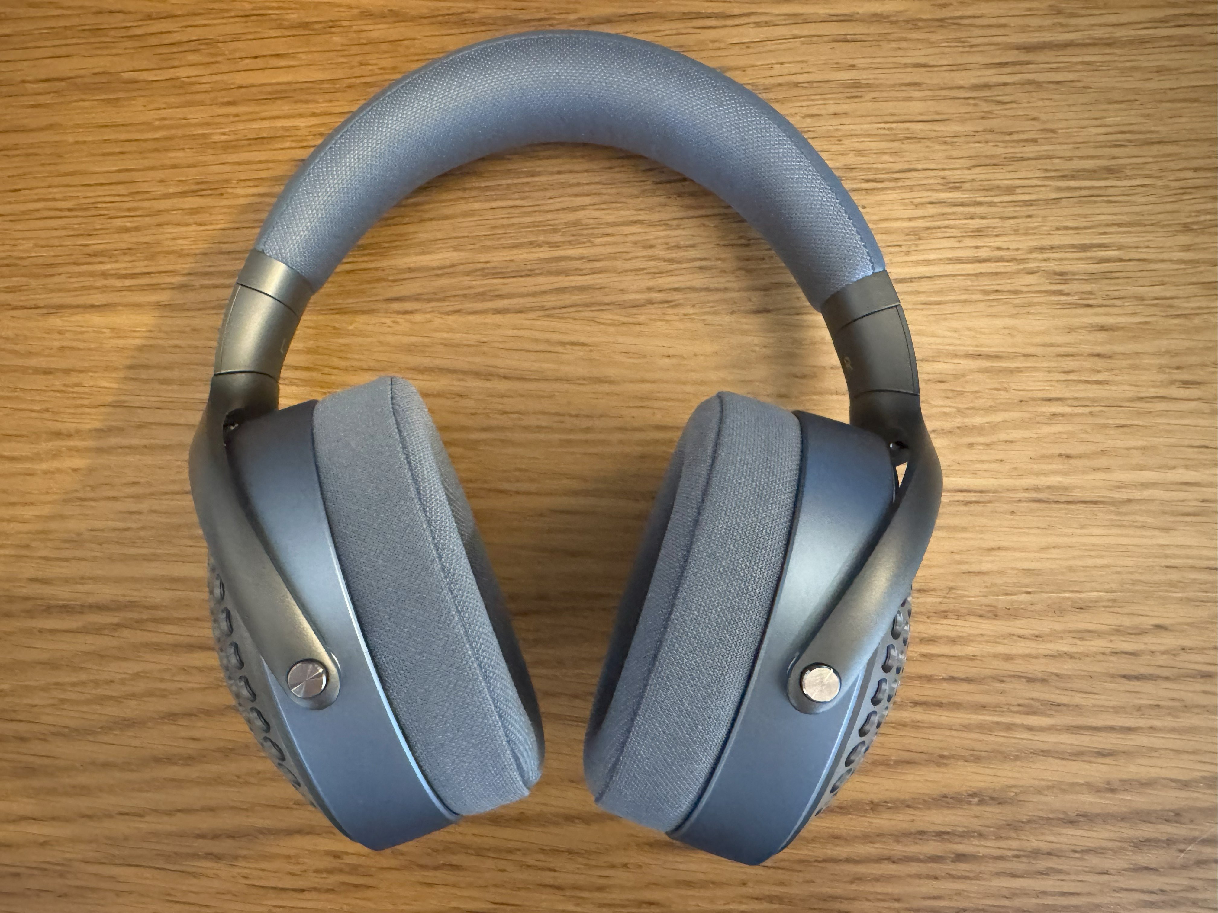 Closed: Focal Azurys + Hart Audio Cable | Headphone Reviews and ...