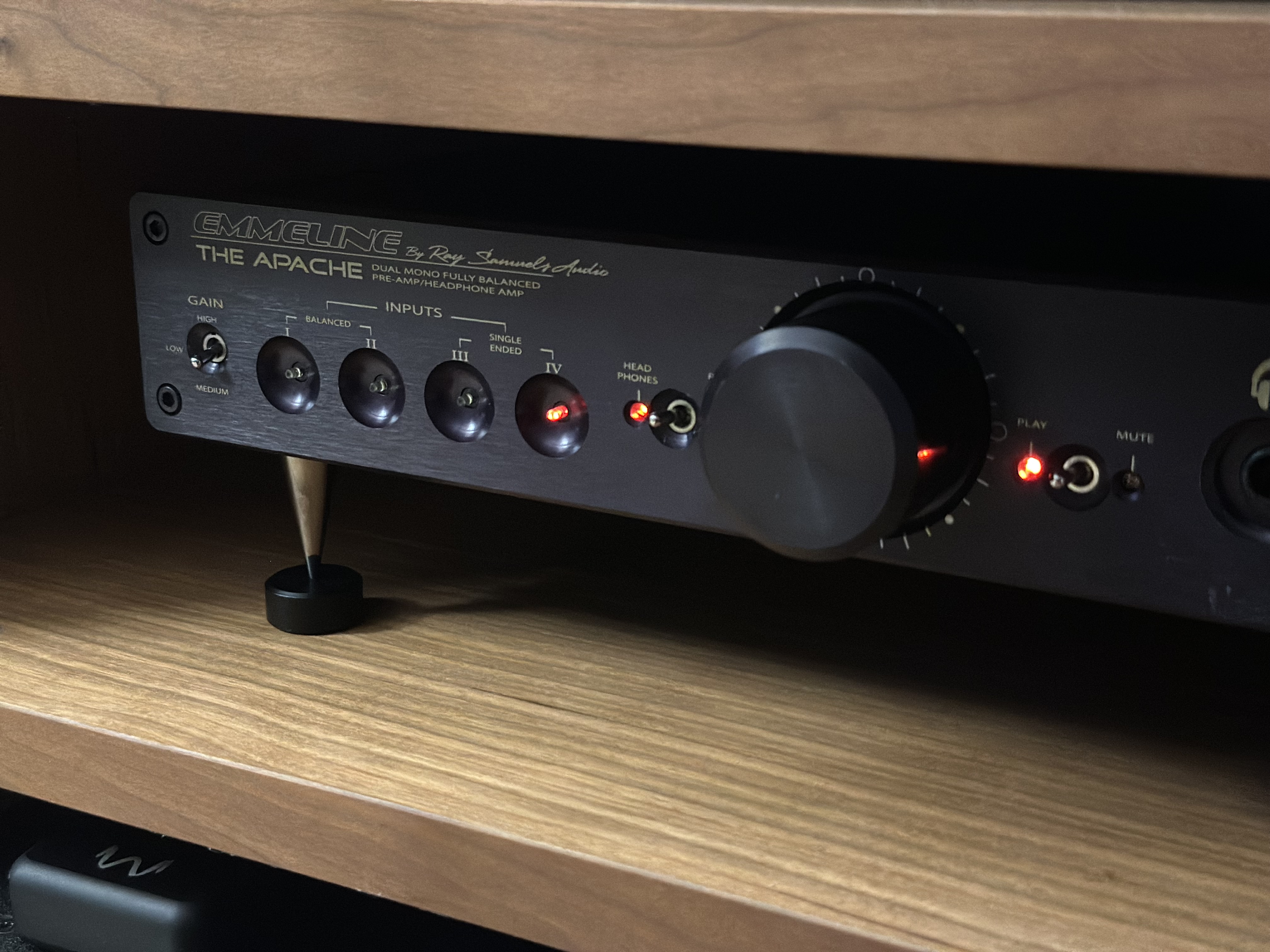 Closed: PD: Ray Samuels Audio: Emmeline The Apache | Headphone Reviews ...