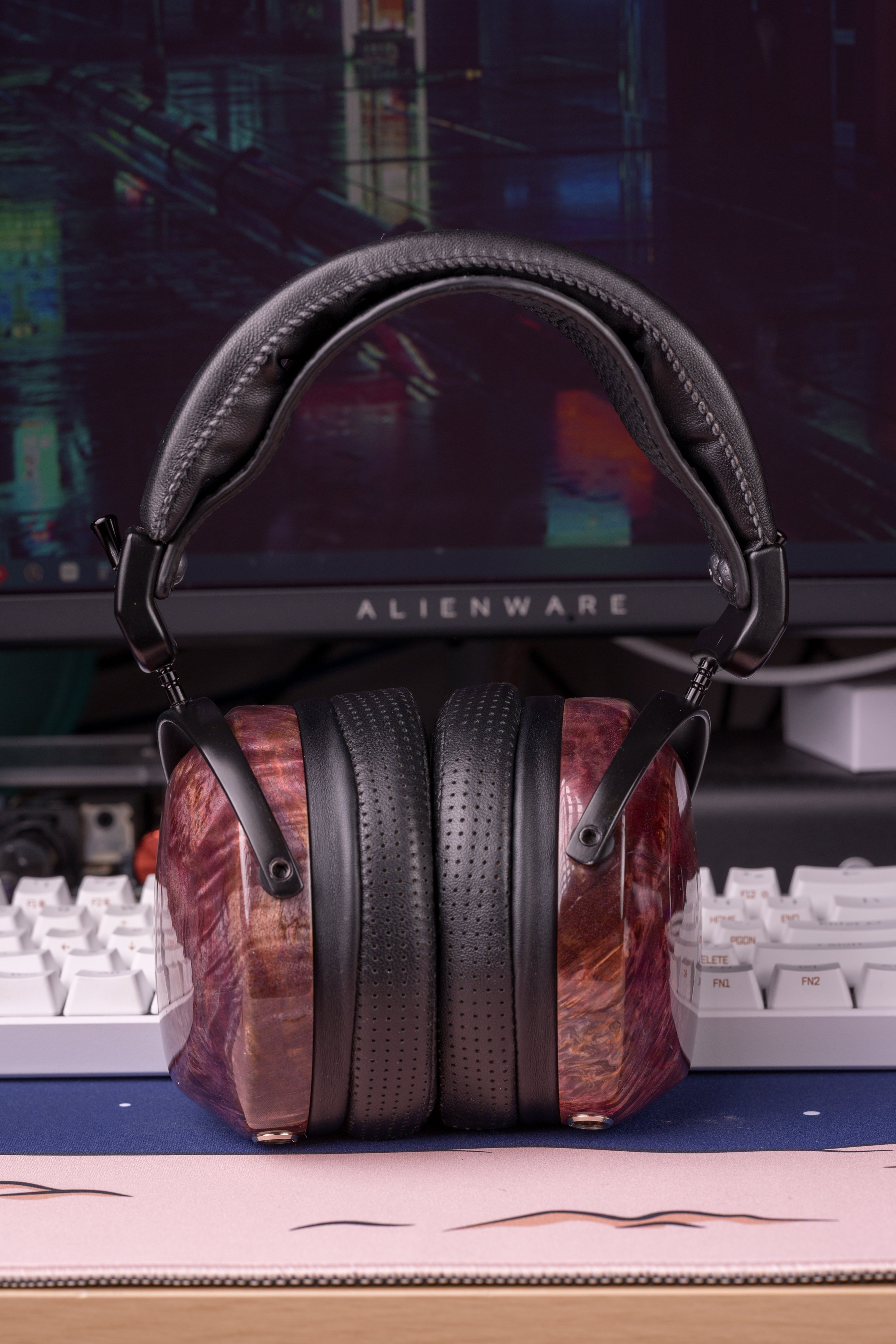 Sold: ZMF Atrium Closed Stabilized (BBB Strap, Mag Chassis) | Headphone ...