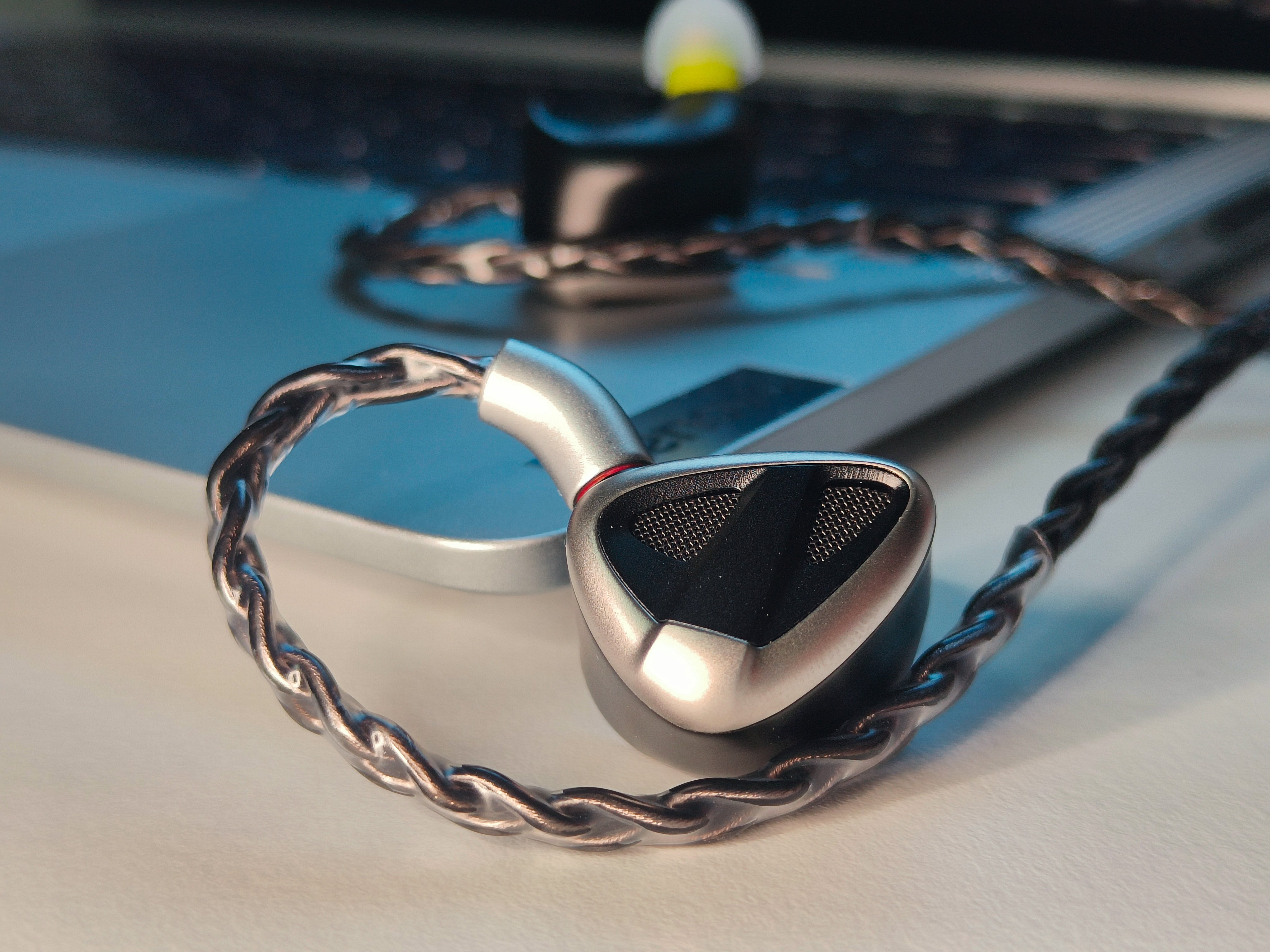 FiiO FH19 - Reviews | Headphone Reviews and Discussion - Head-Fi.org