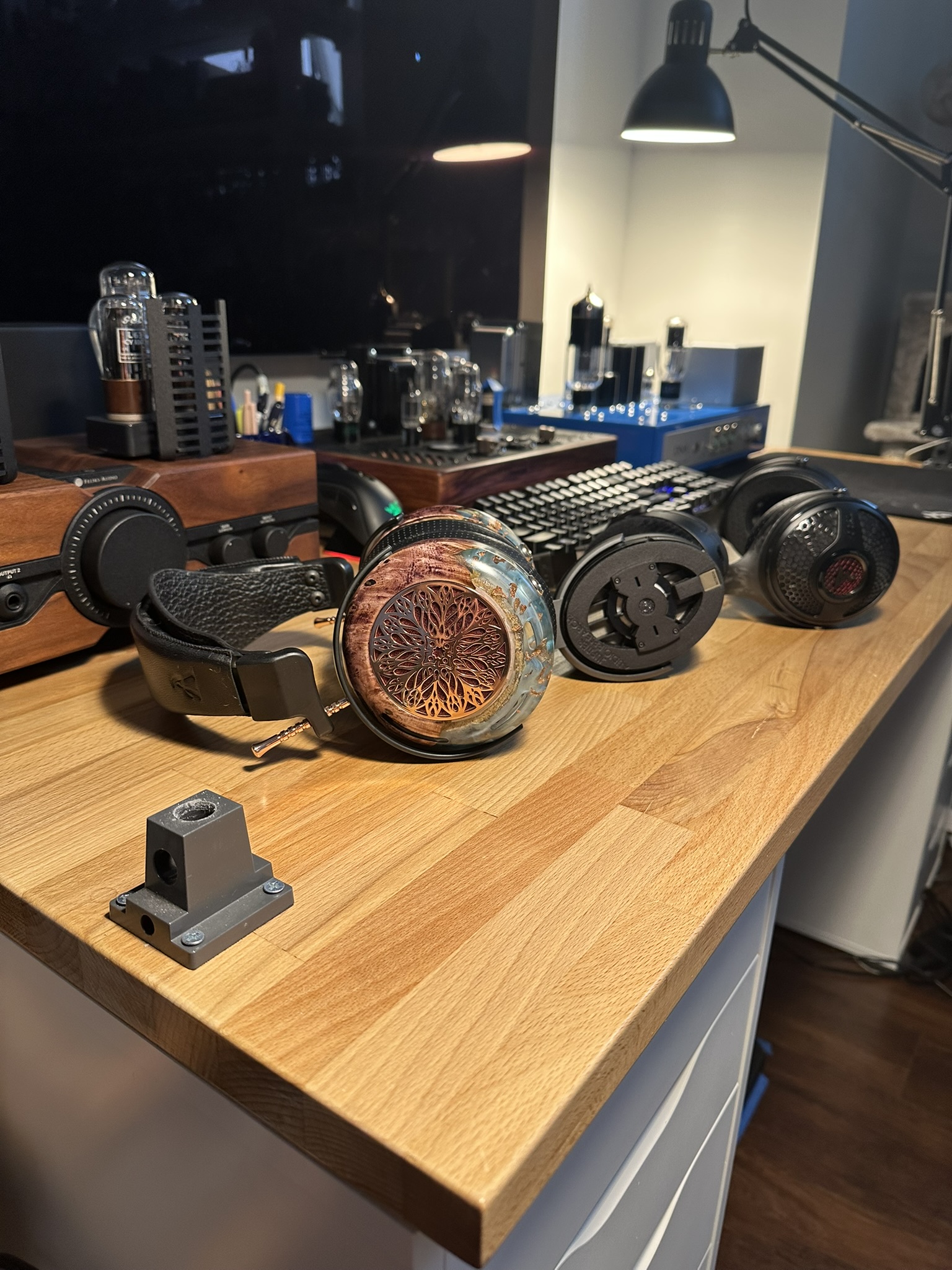 Show us your Head-Fi station at it's current state. No old pictures ...