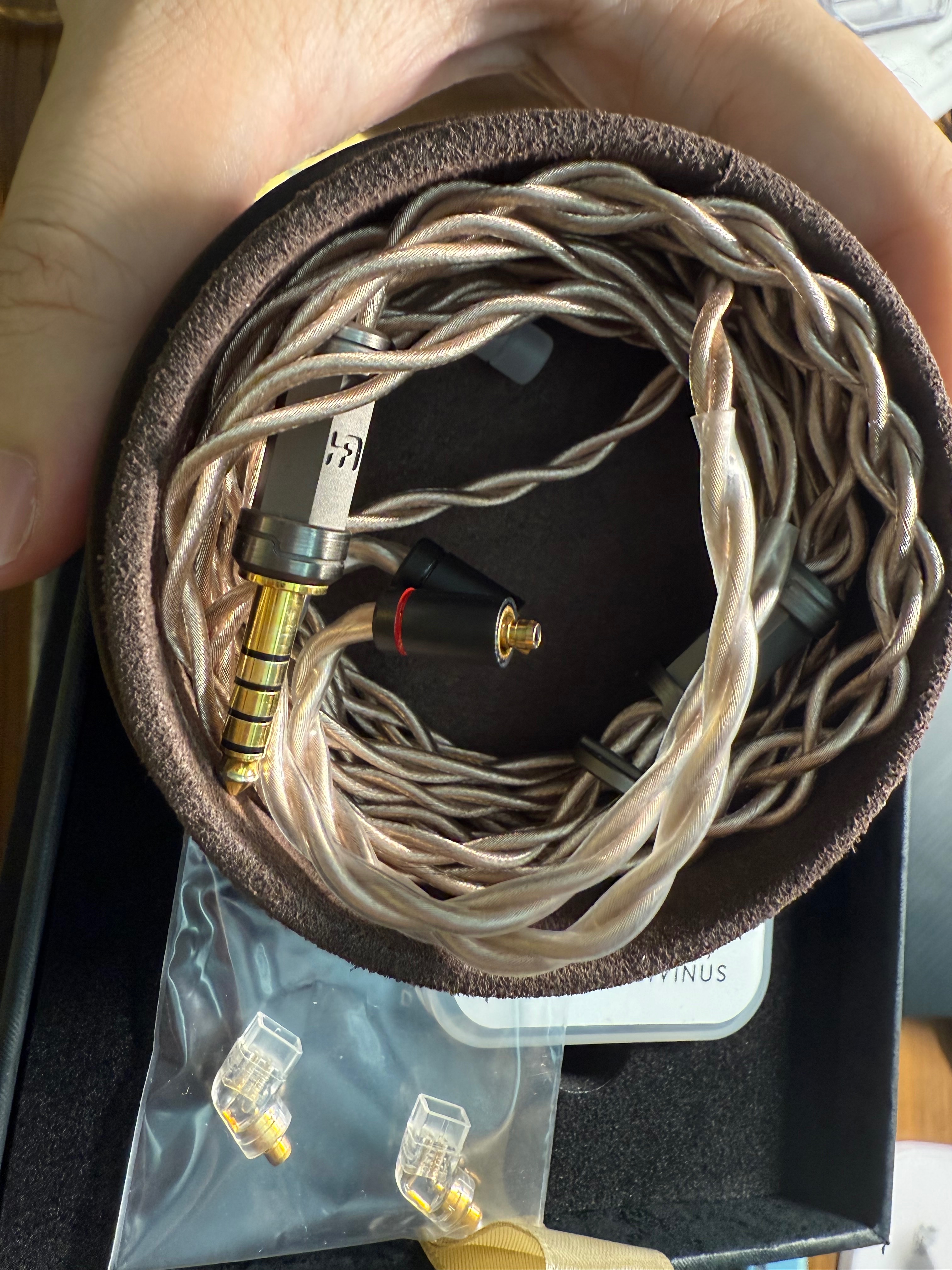 Closed: Hercules Audio Moses Gold limited Edition | Headphone Reviews ...