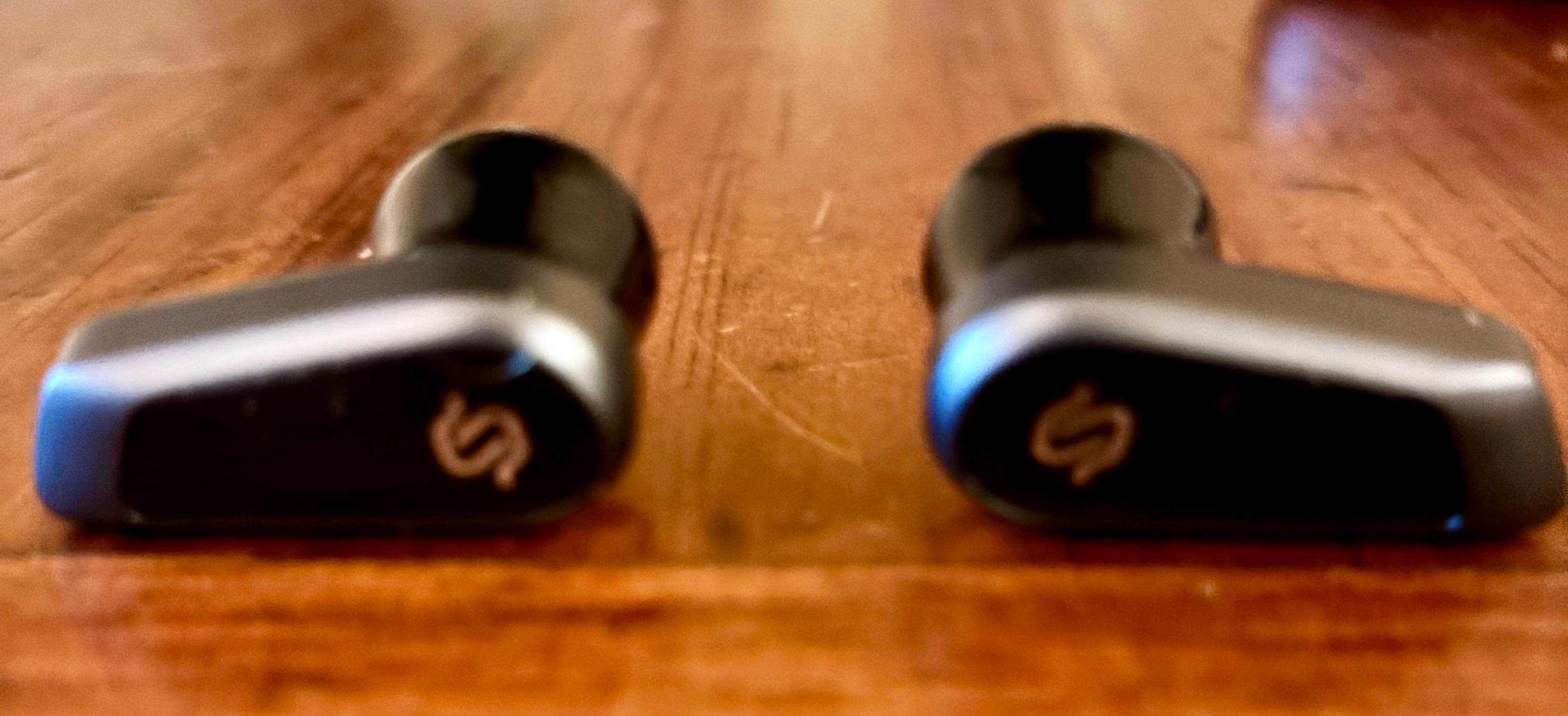 Closed: Stax Spirit S10 Planar Magnetic TWS Earbuds- Mint | Headphone ...