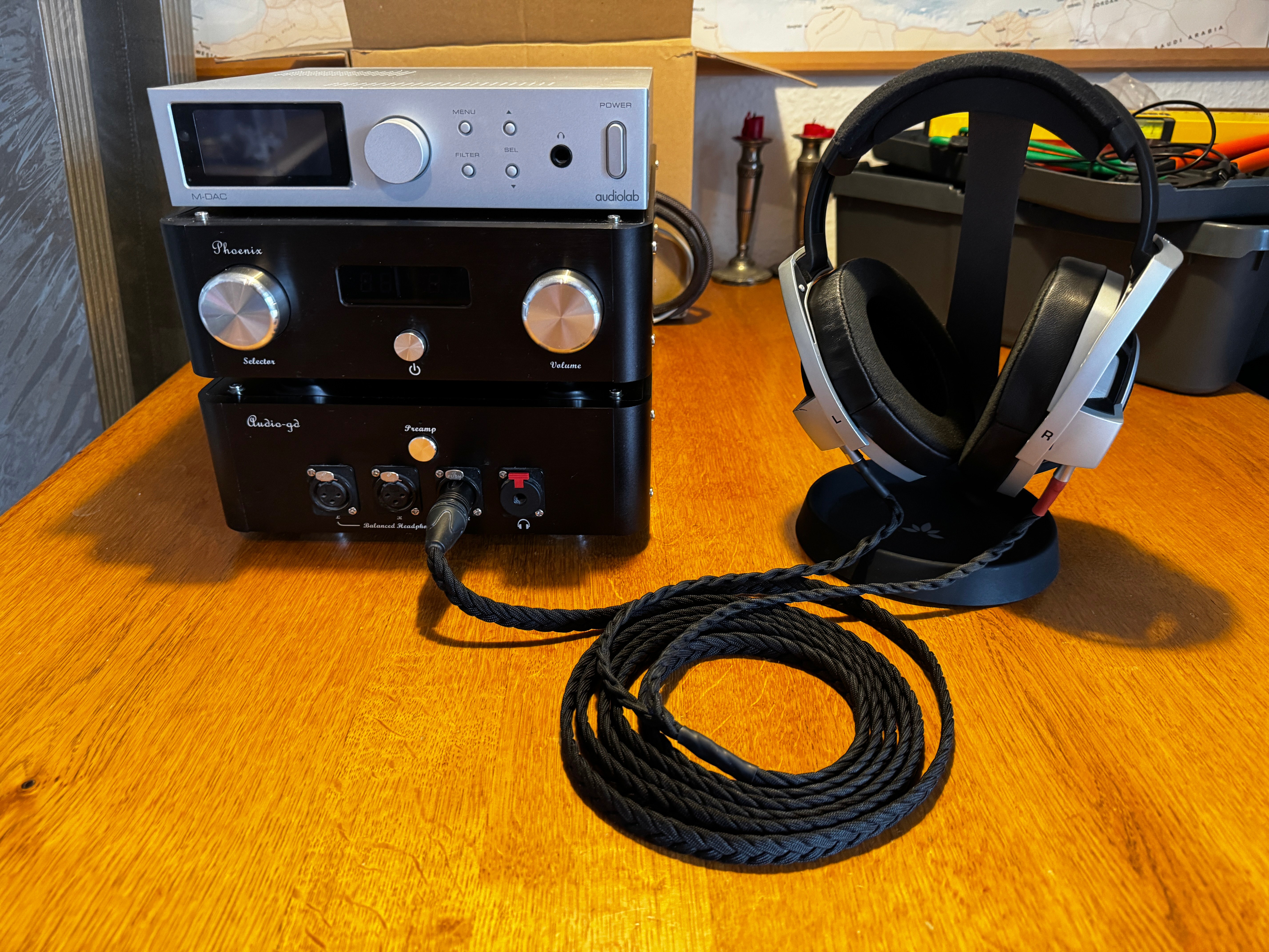 Closed: Sennheiser HD800 + Audio-gd Phoenix (Balanced setup ...