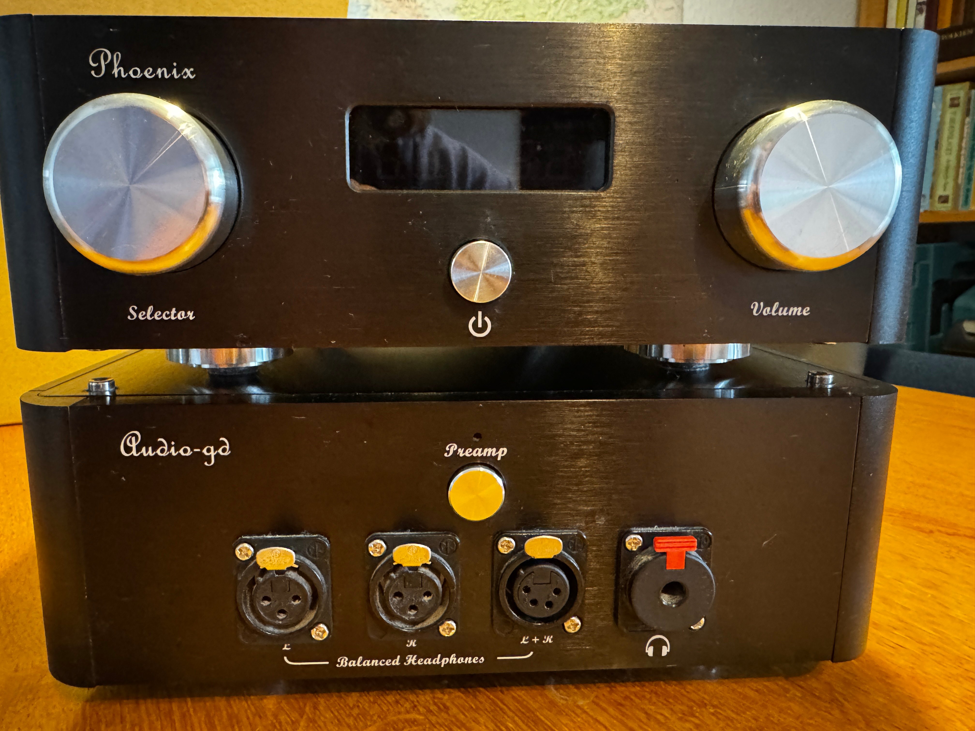 Closed: Sennheiser HD800 + Audio-gd Phoenix (Balanced setup ...