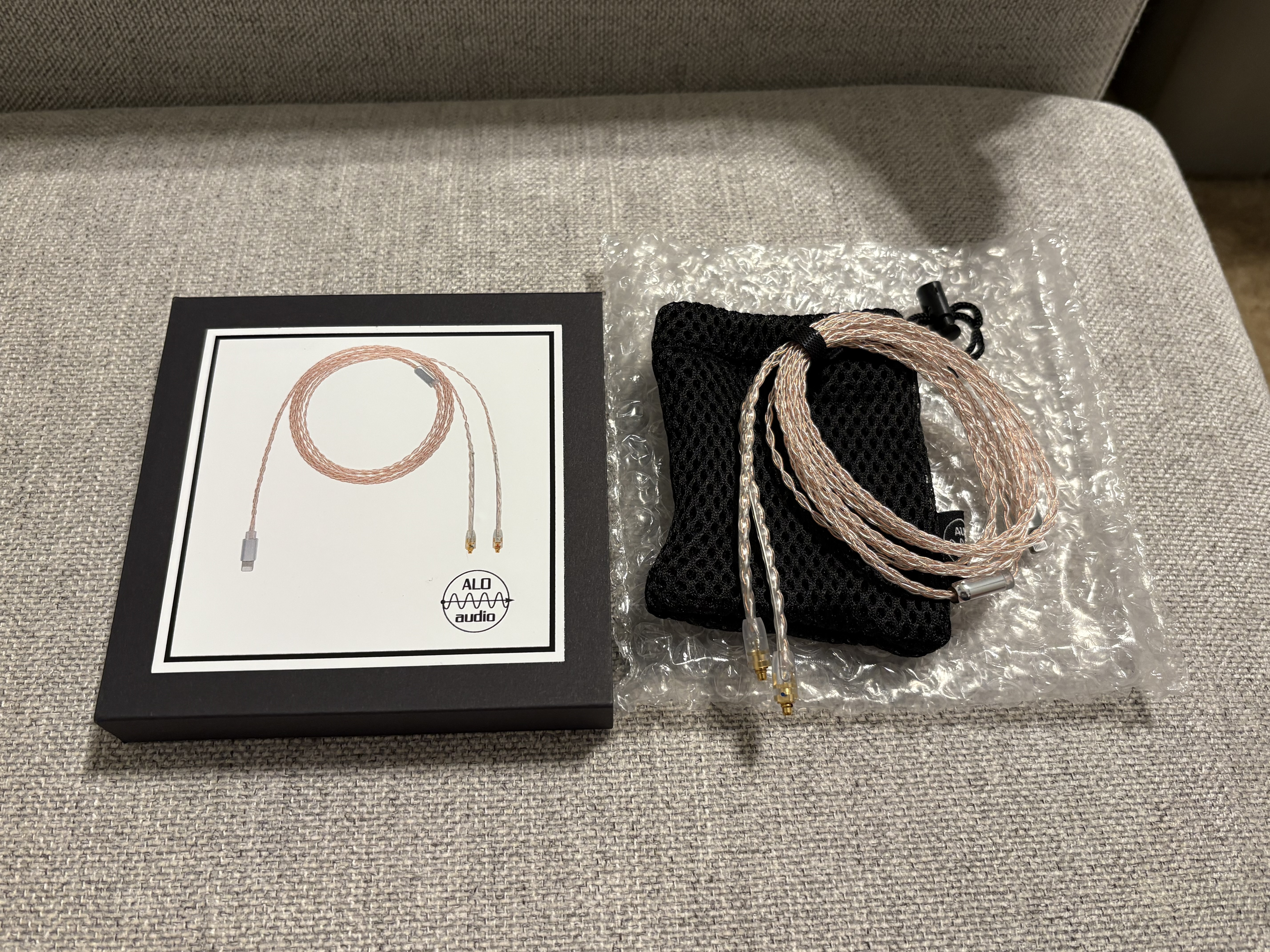 Campfire (ALO) Audio Reference 8 MMCX to Lightning Cable | Headphone ...