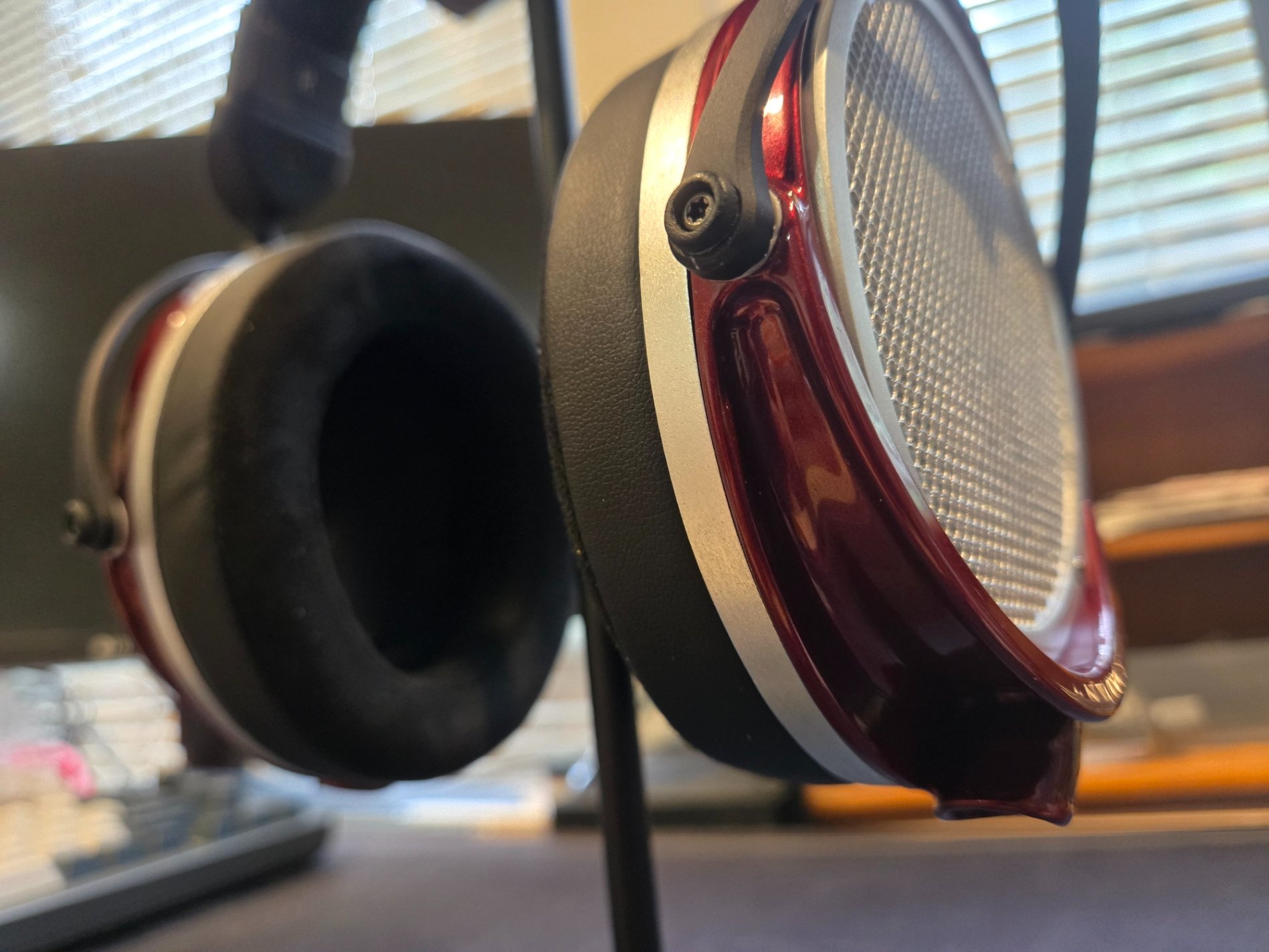 Kaldas Olympia / $999 Flagship Open-Back Electrostat from India ...