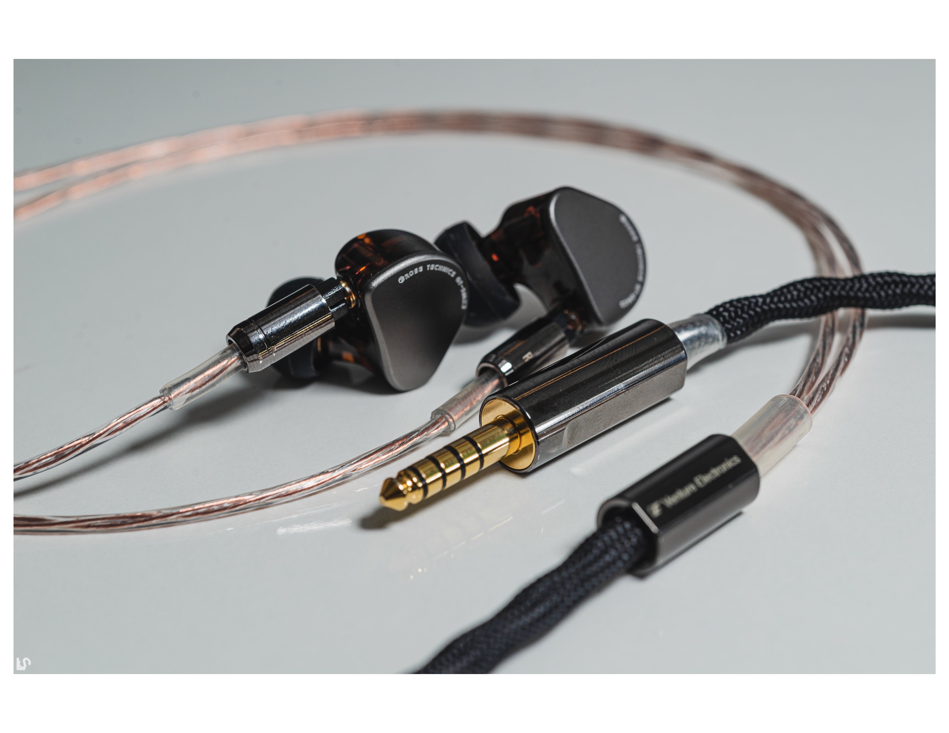 Venture Electronics VE Standard Dic Vita Cable | Headphone Reviews and Discussion - Head-Fi.org
