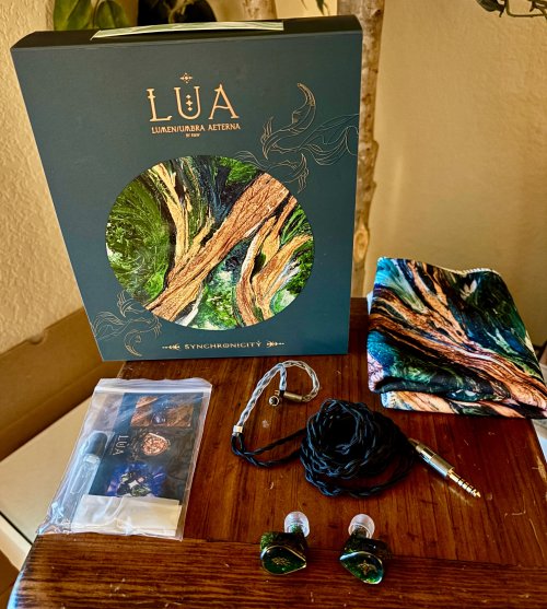 Rossi & Wing Lua Synchronicity - Mint Condition | Headphone Reviews and ...