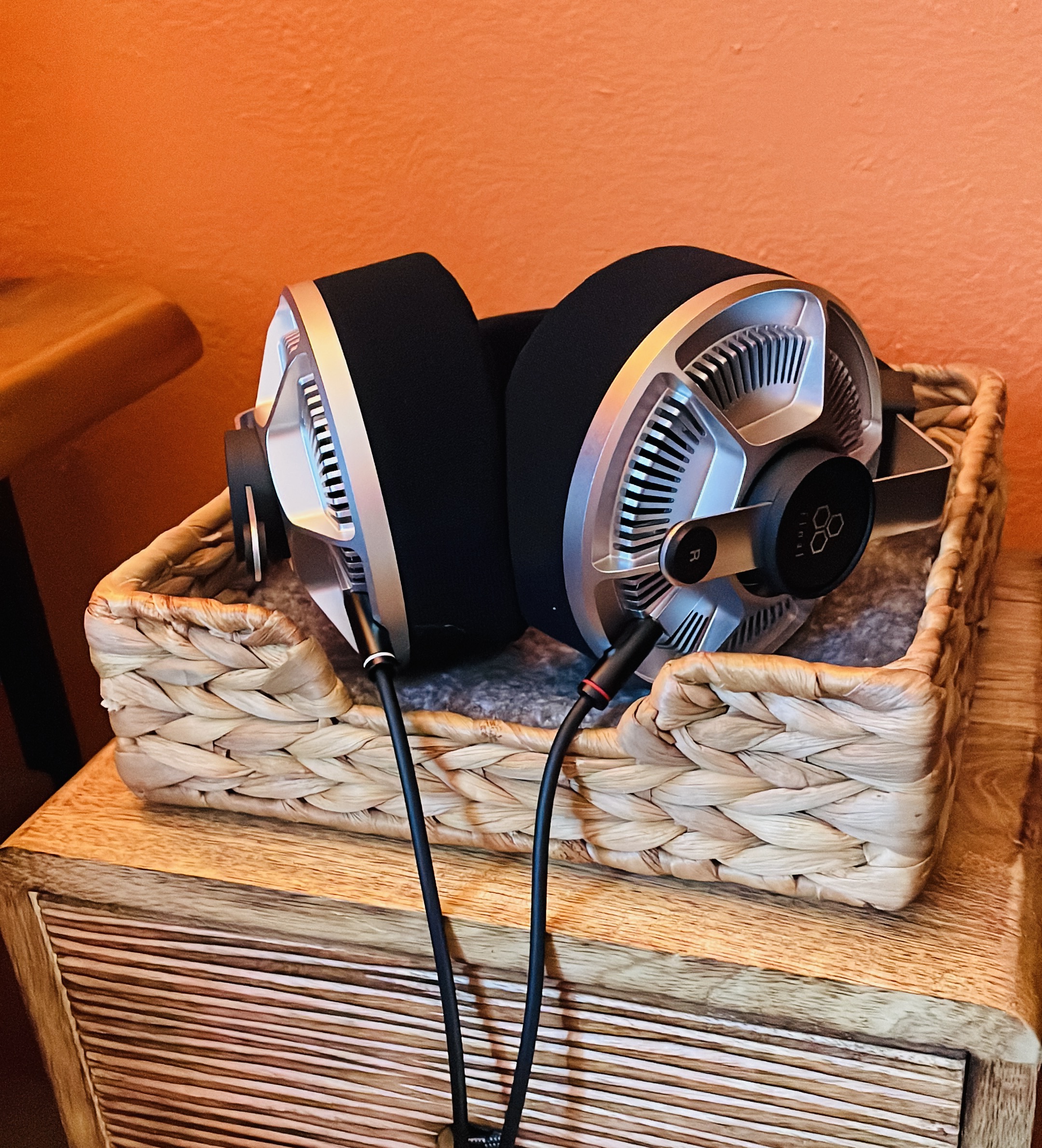 Final DX6000 - Open-Back Dynamic Driver Headphone | Headphone Reviews ...