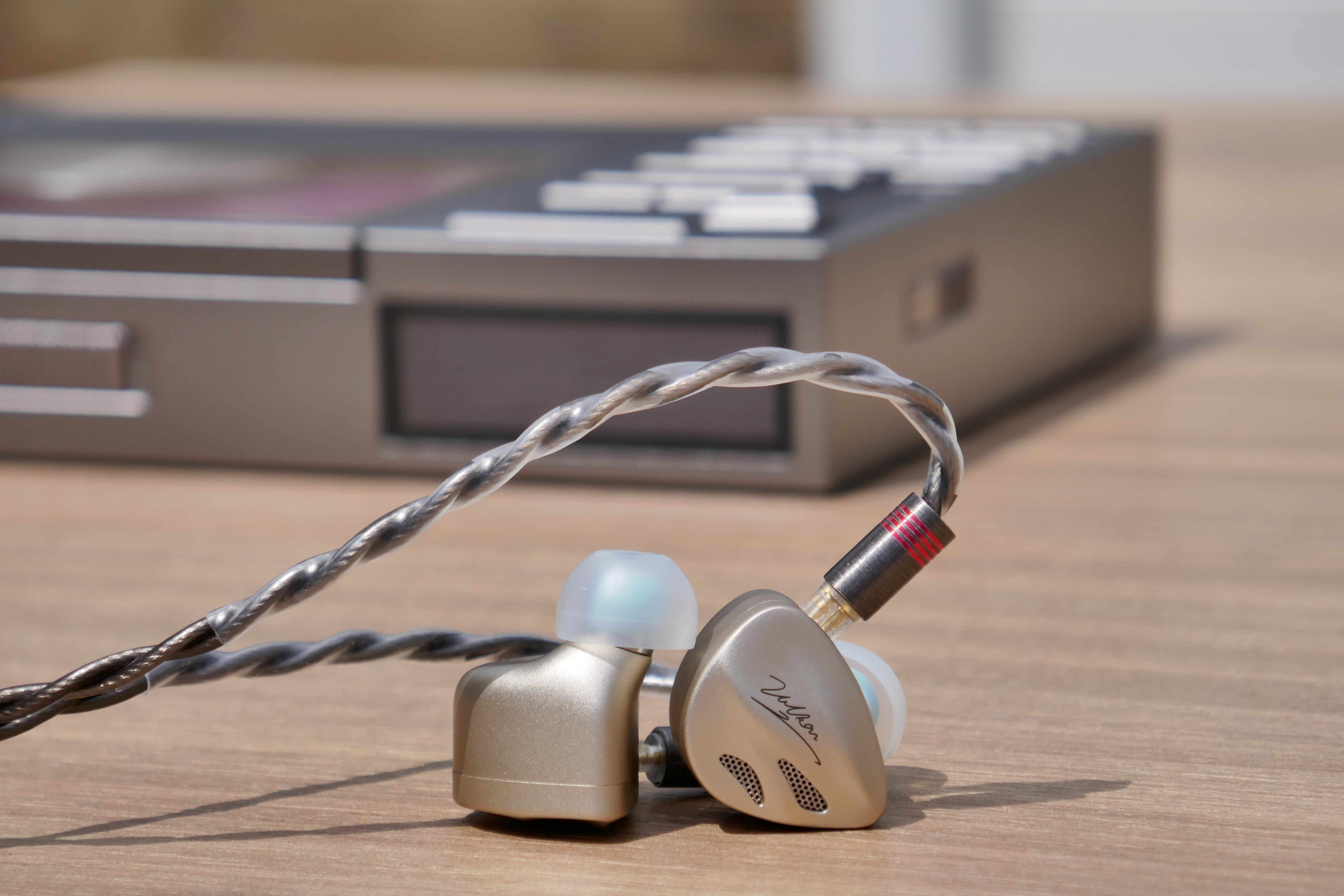 DUNU Concept R | Headphone Reviews and Discussion - Head-Fi.org