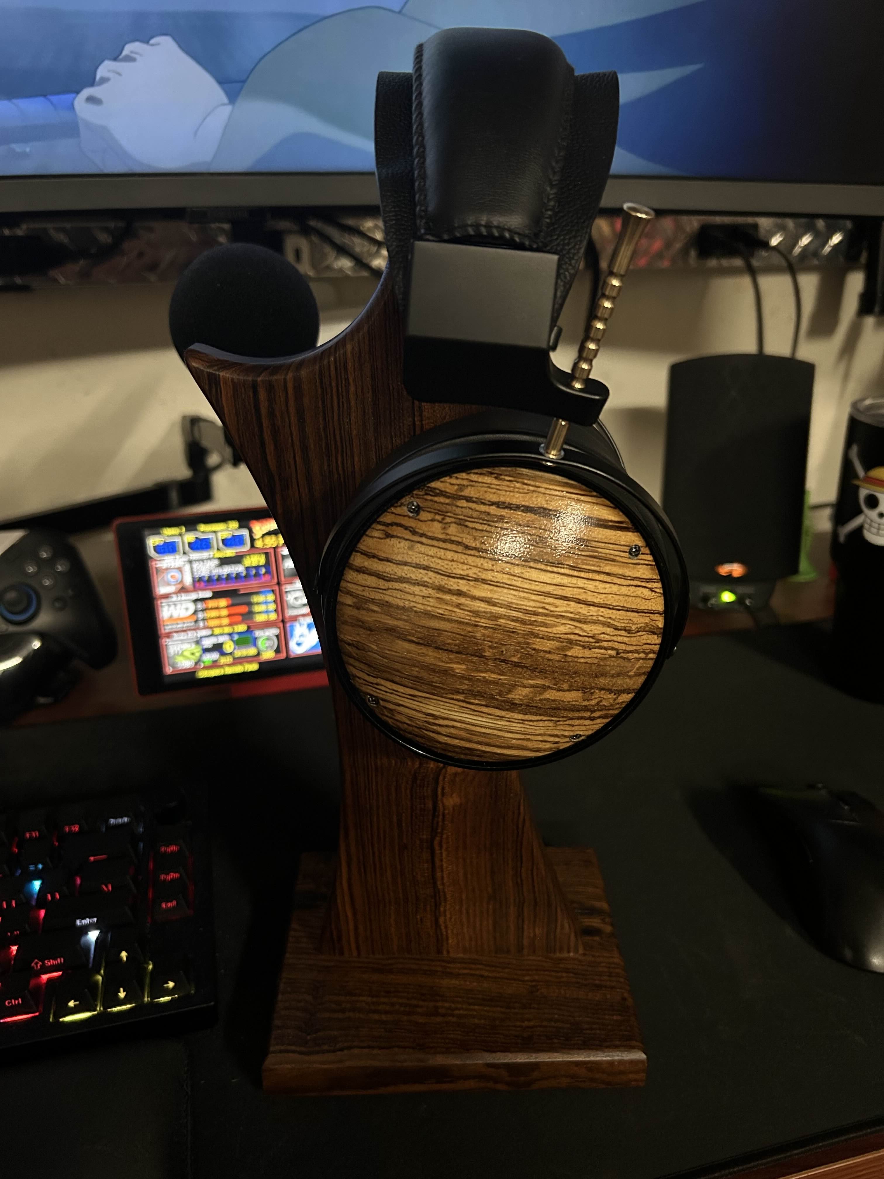 Monolith M1060C Closed Back Planar Headphones impressions | Page 97 ...