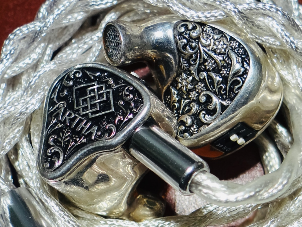 Flip Ears - Artha Argentum | Headphone Reviews and Discussion - Head-Fi.org