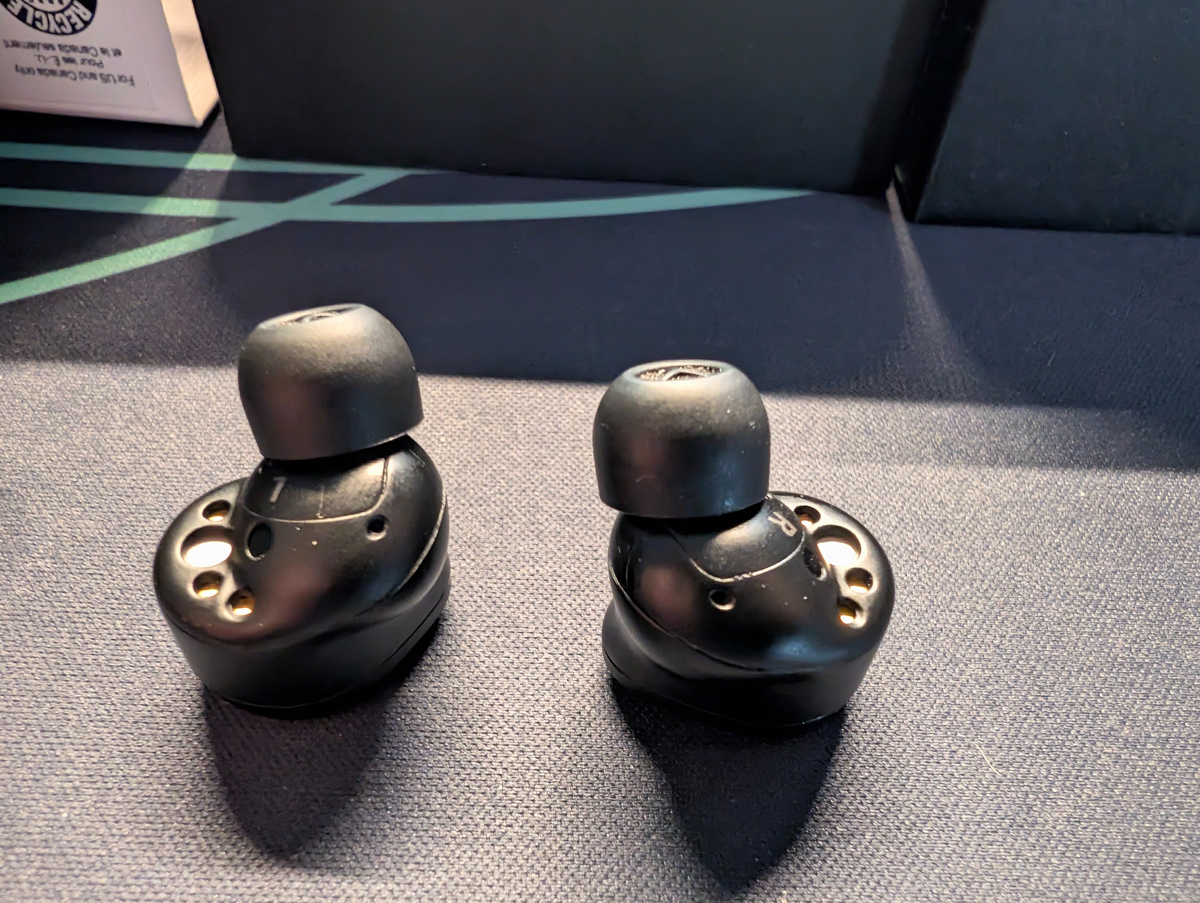 Closed: Technics EAH-AZ80 (TWS - True Wireless earbuds) | Headphone ...