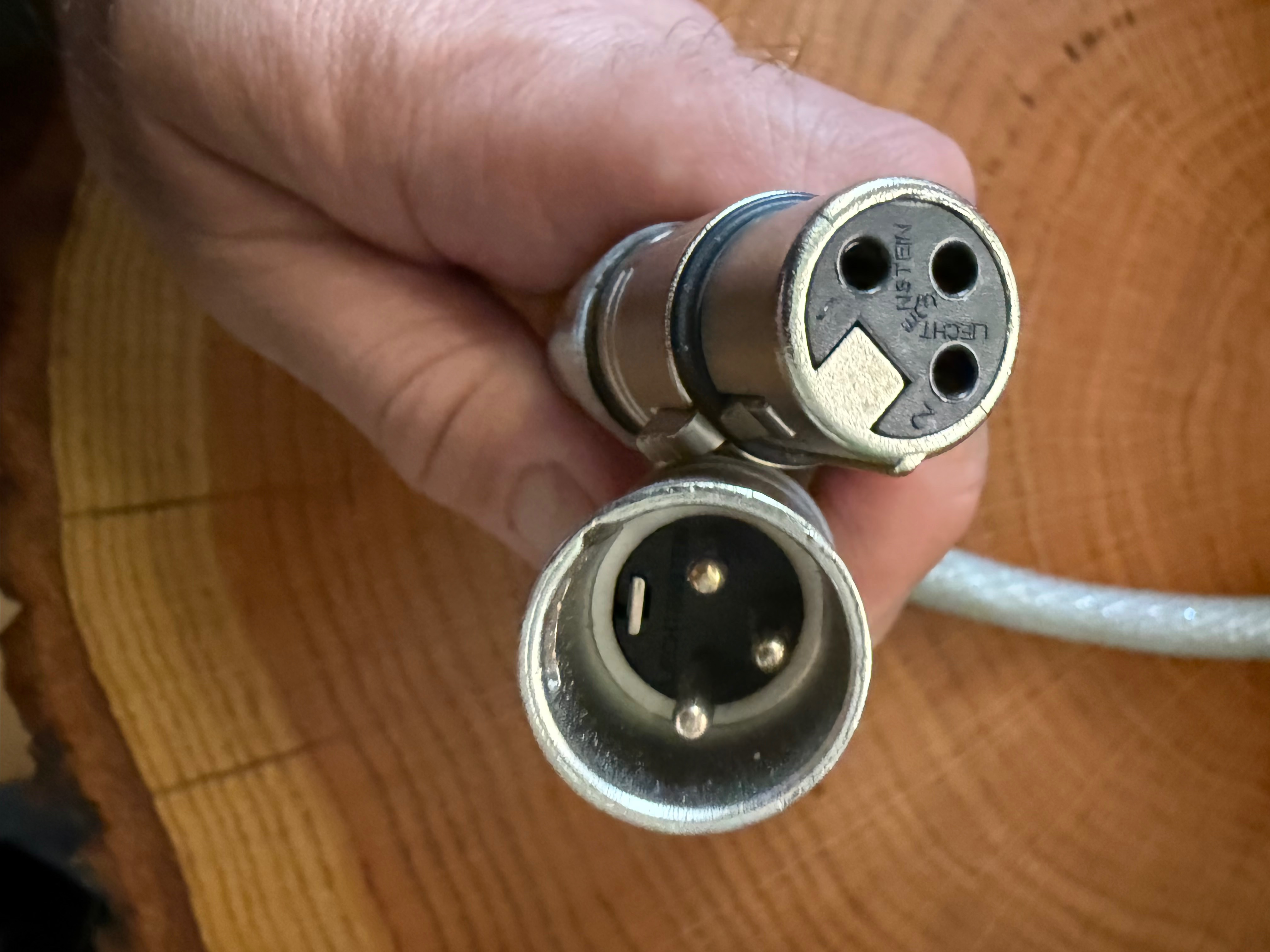 Acoustic Zen MC2 AES/EBU Digital Cable (1m) | Headphone Reviews and ...