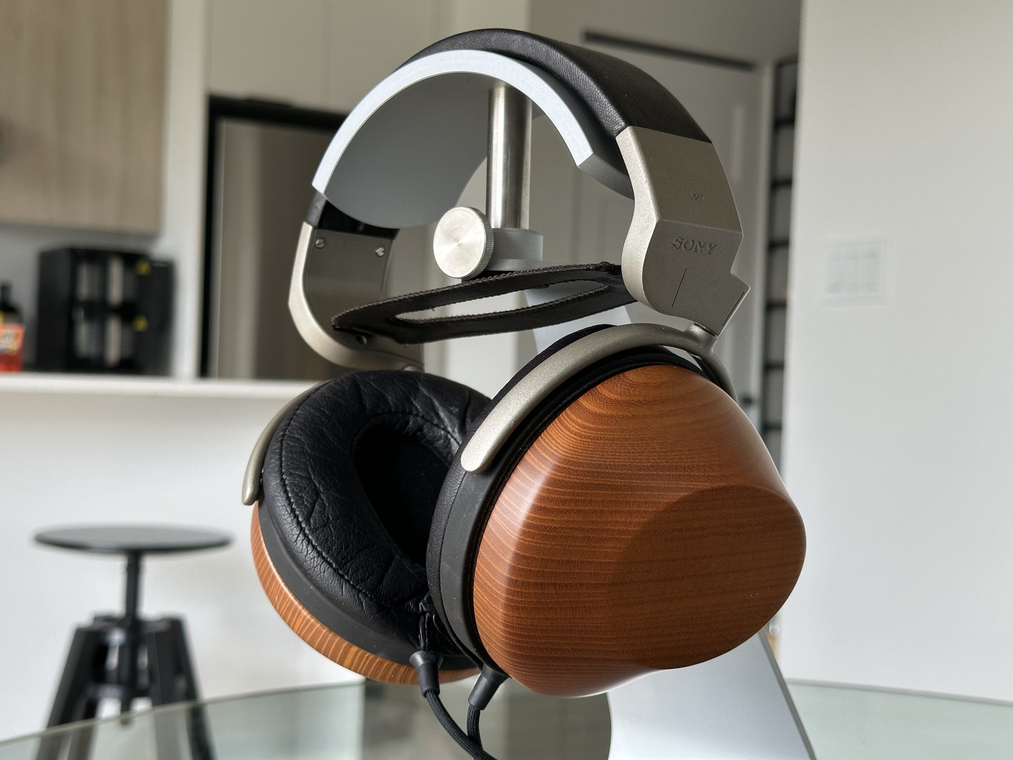 Sold: Sony MDR-R10 (Early version, restored by ES Lab) | Headphone ...