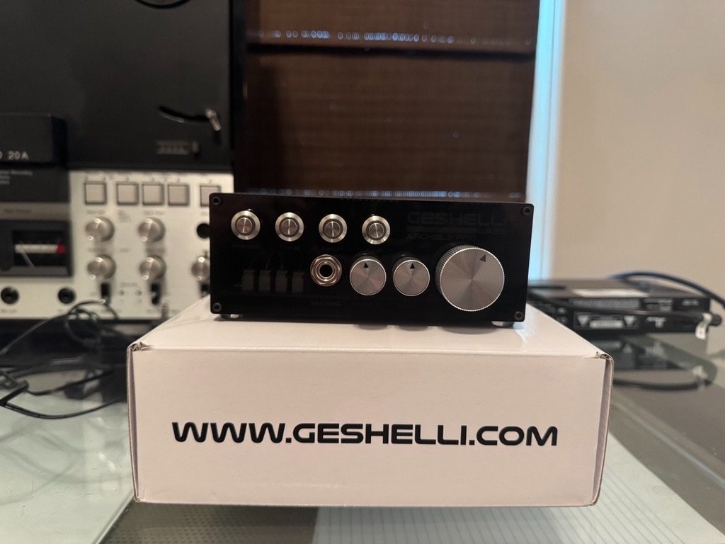 Sold: Geshelli Archel 3S Pro Headphone Amp with Sparkos SS2590 ...
