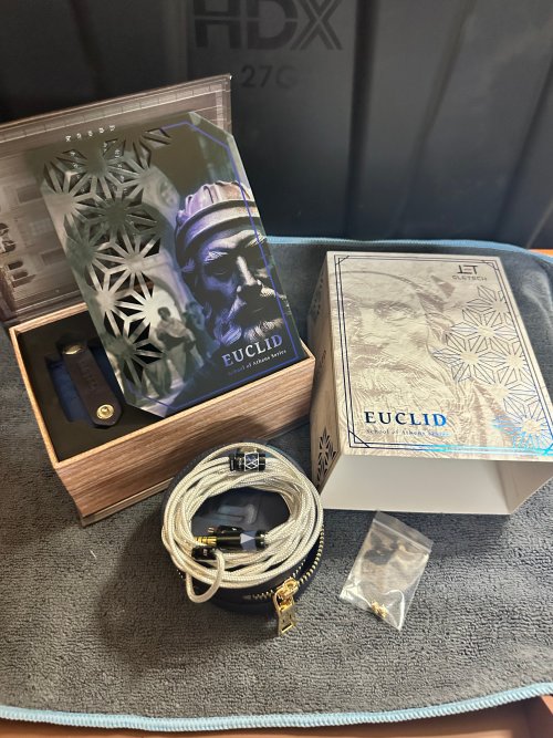 Sold: Eletech Euclid 4.4mm Versa 2-pin and MMCX - mint | Headphone Reviews and Discussion - Head ...