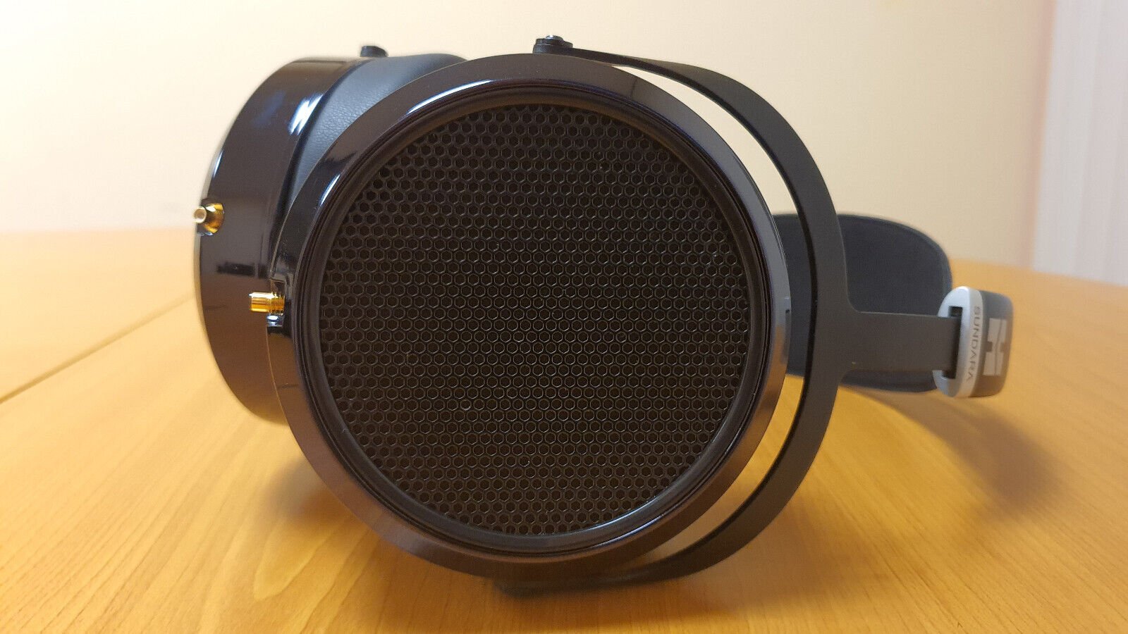 Closed: hifiman HE-6, HE6 unmoded 4 screws excellent condition ...