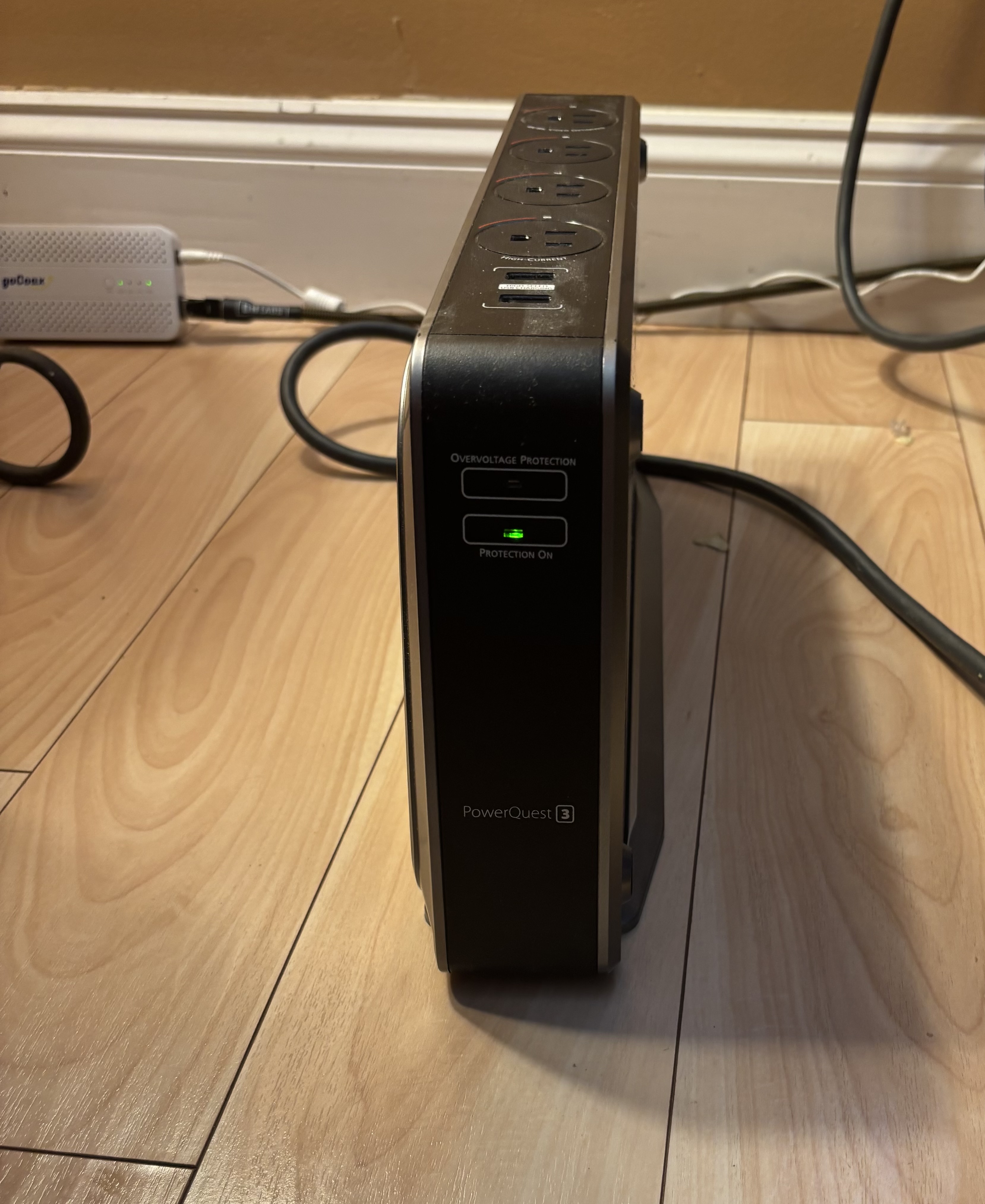 Audioquest Powerquest 3 (PQ3) Power Conditioner | Headphone Reviews and ...