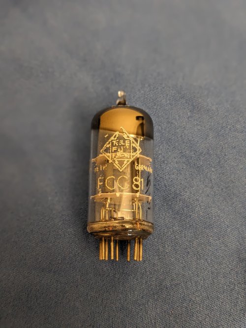 Closed: Brocksieper EarMax Pro headphone amplifier + Telefunken tube ...