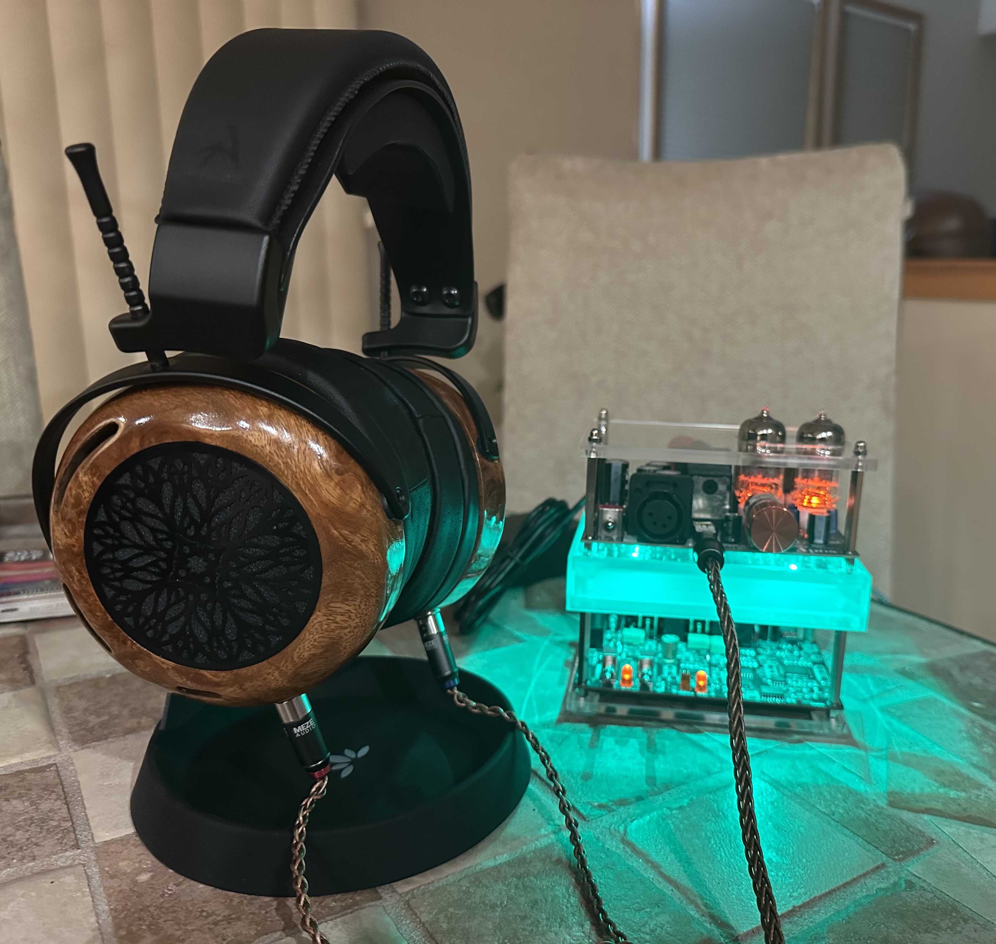 Pre-Order Live: Apos x Geshelli Merlin DAC | Headphone Reviews and ...