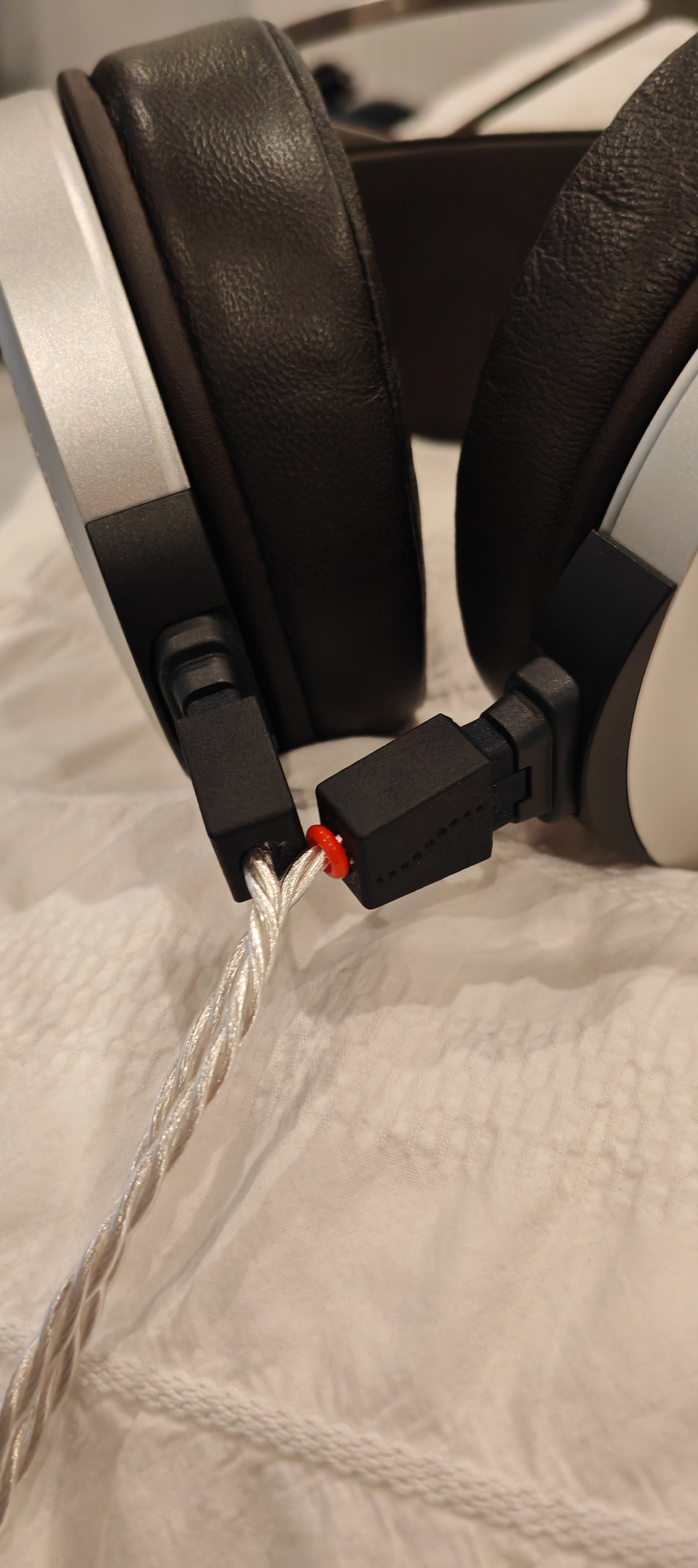 THE WATERCOOLER HEADPHONE EDITION – Headphones, Amps, DACs, and desktop ...