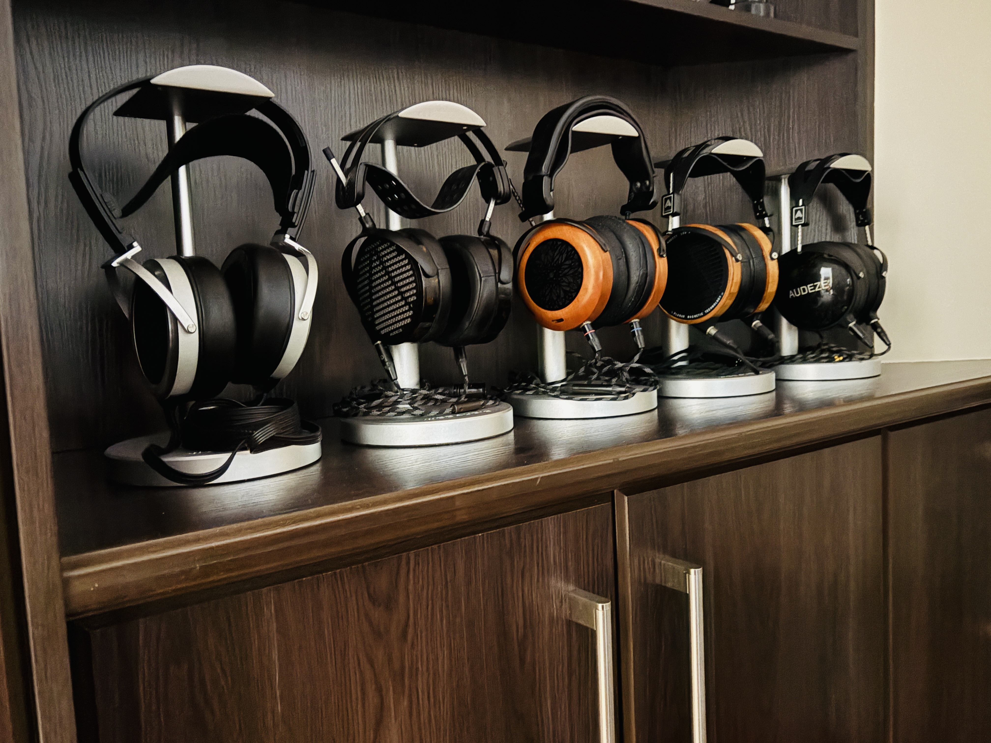 Show us your Head-Fi station at it's current state. No old pictures please... | Page 2971 ...