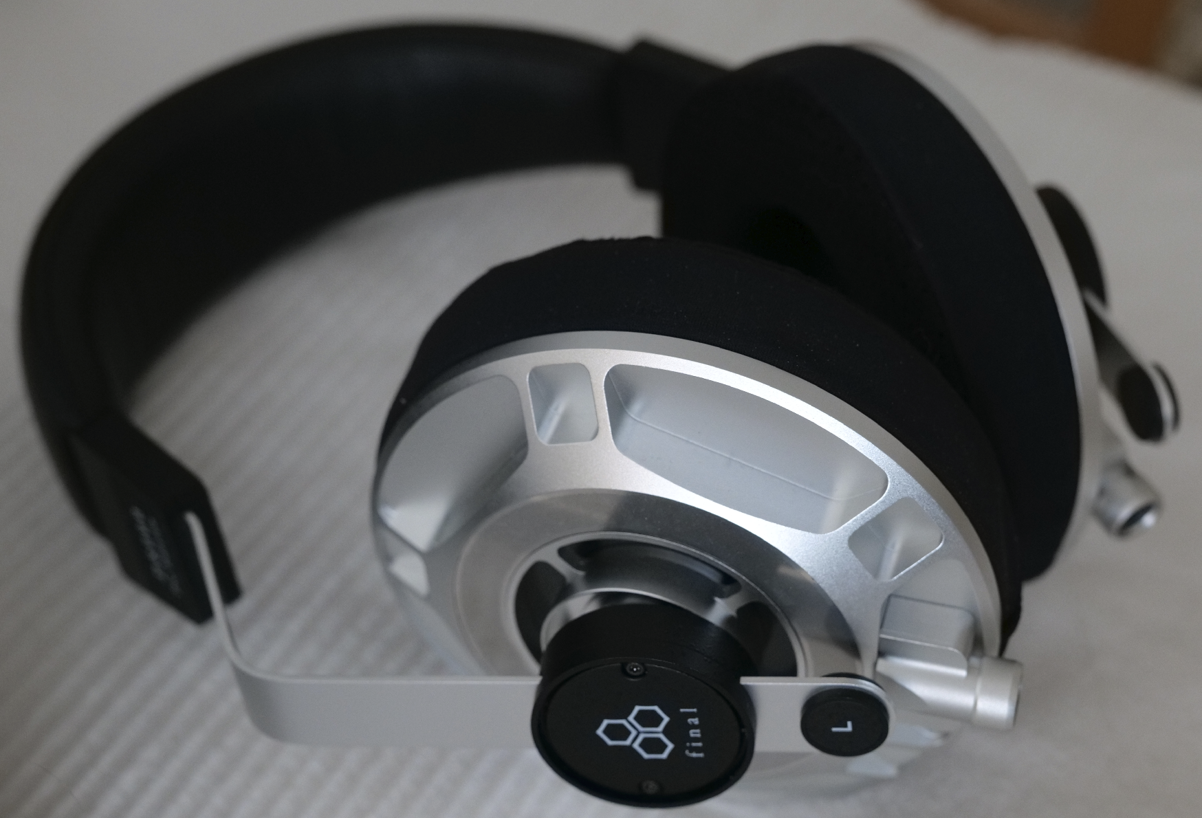 Final D8000 Pro + Type H Washi Pads + Wooden stand | Headphone Reviews ...