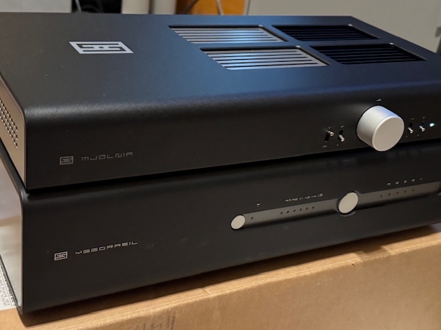 Closed: Schiit Audio Mjolnir 3 Balanced Class A Headphone Amplifier ...